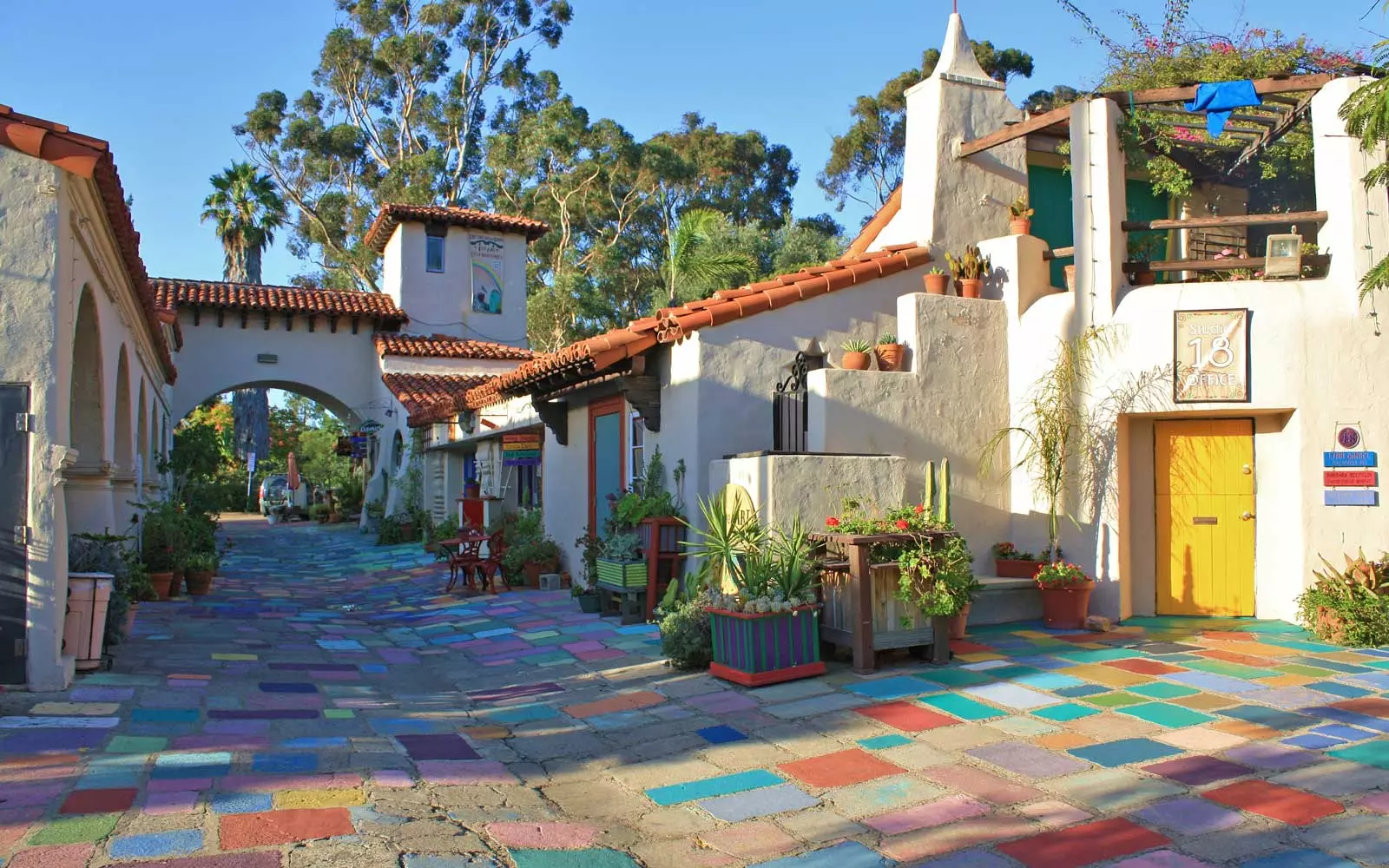 Tiendas Spanish Art Village en San Diego