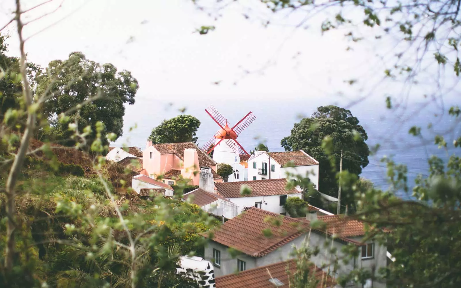 Mosteiros, Azores