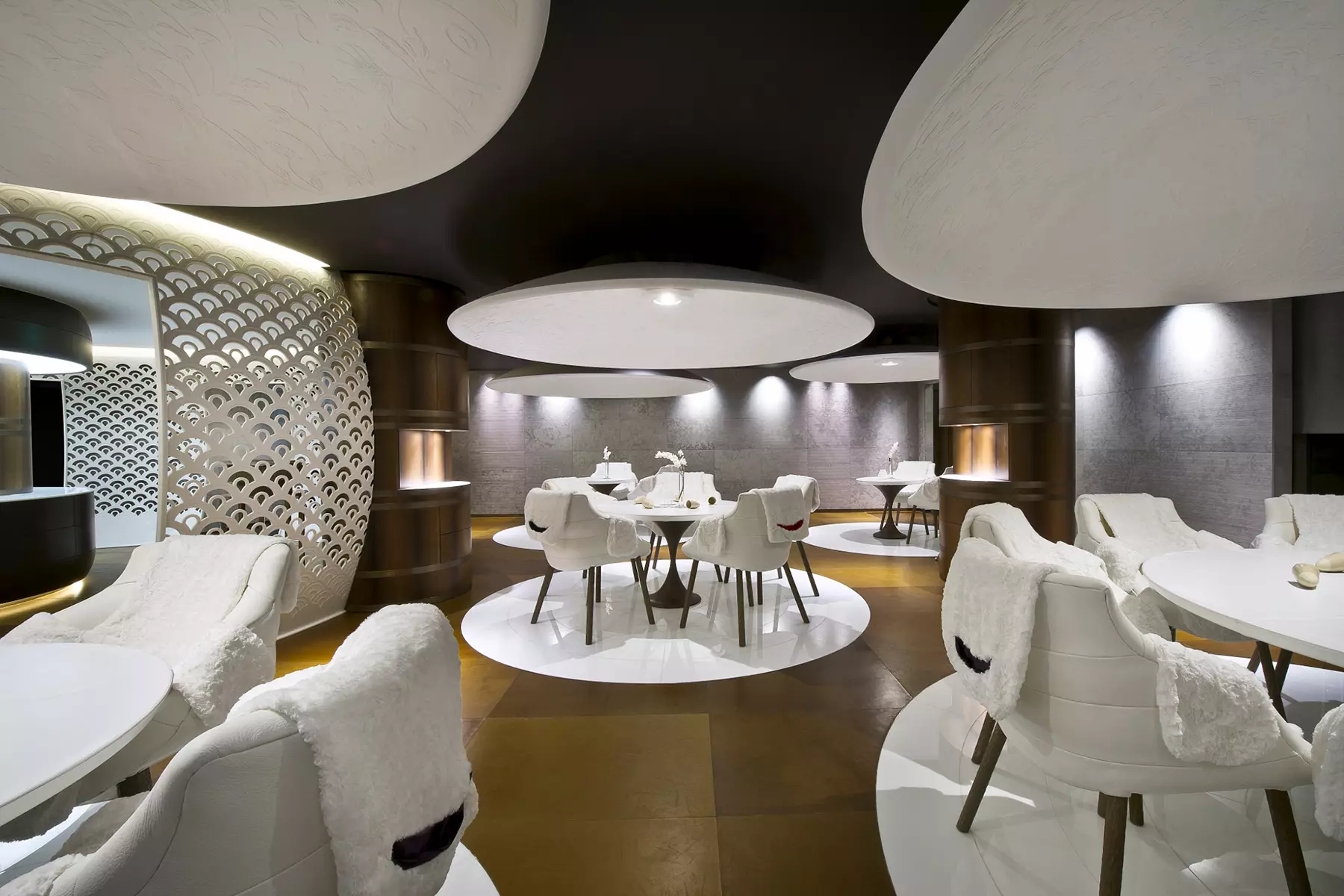 Sala de mese de la LVMH Maison Cheval Blanc