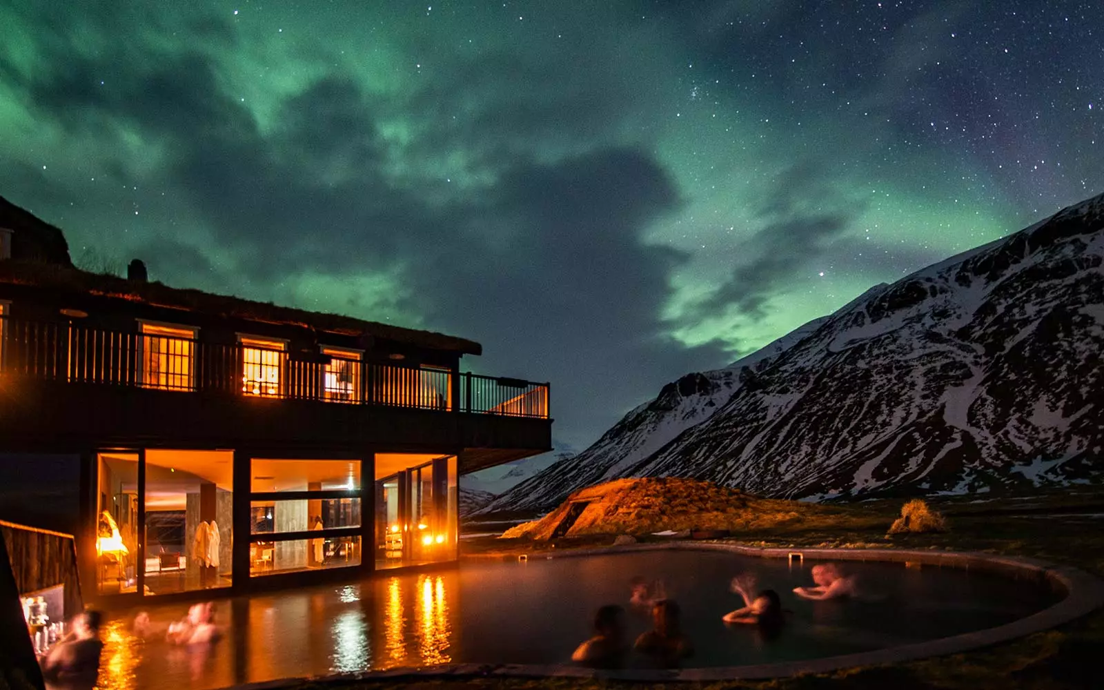 Deplar Farm erretiroa Iceland Eleven Experience Northern Lights jacuzzia