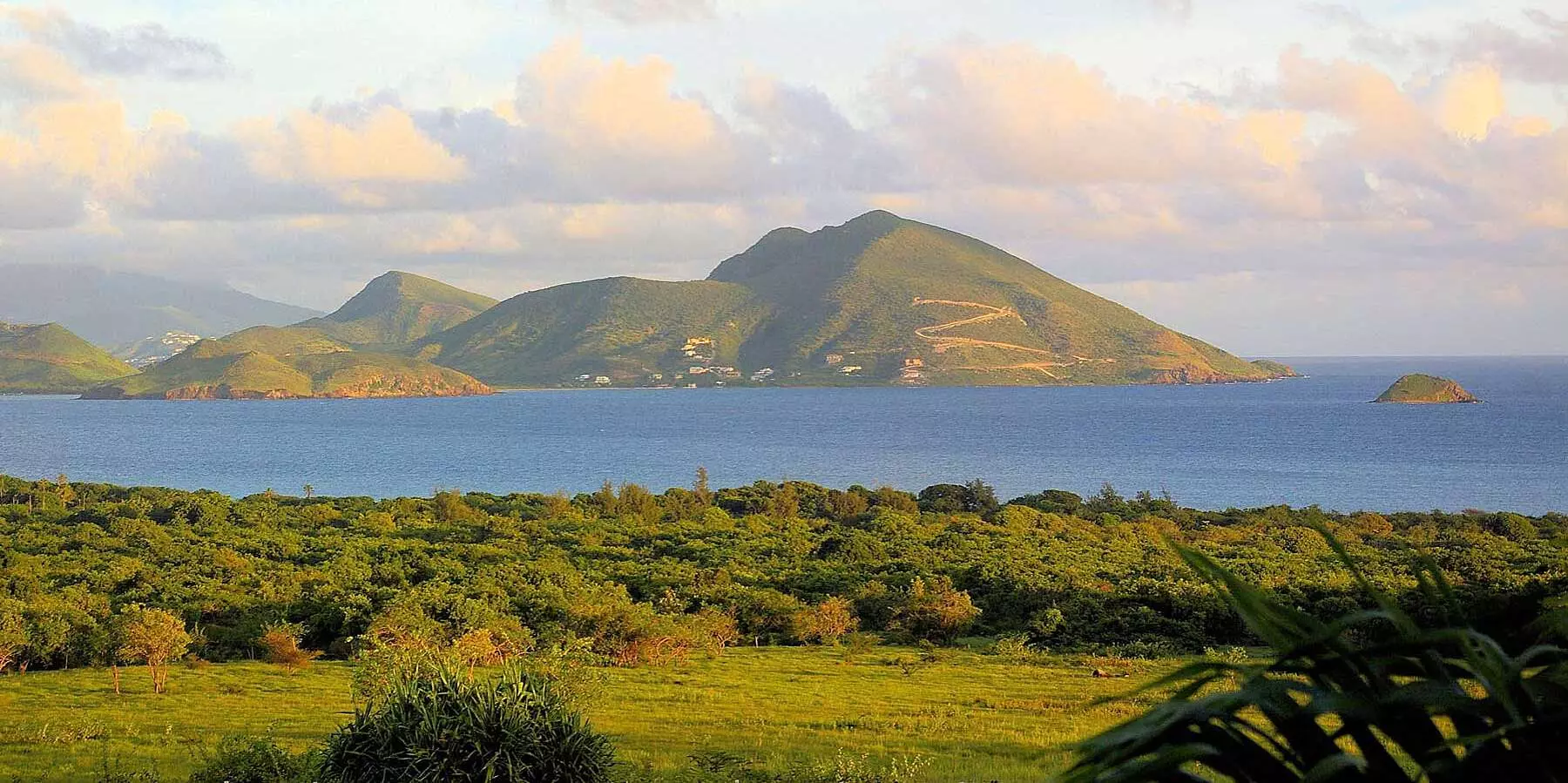 Esta illa caribeña menos coñecida ten só 13 millas cadradas e ten un parque mariño nacional con naufraxios submarinos