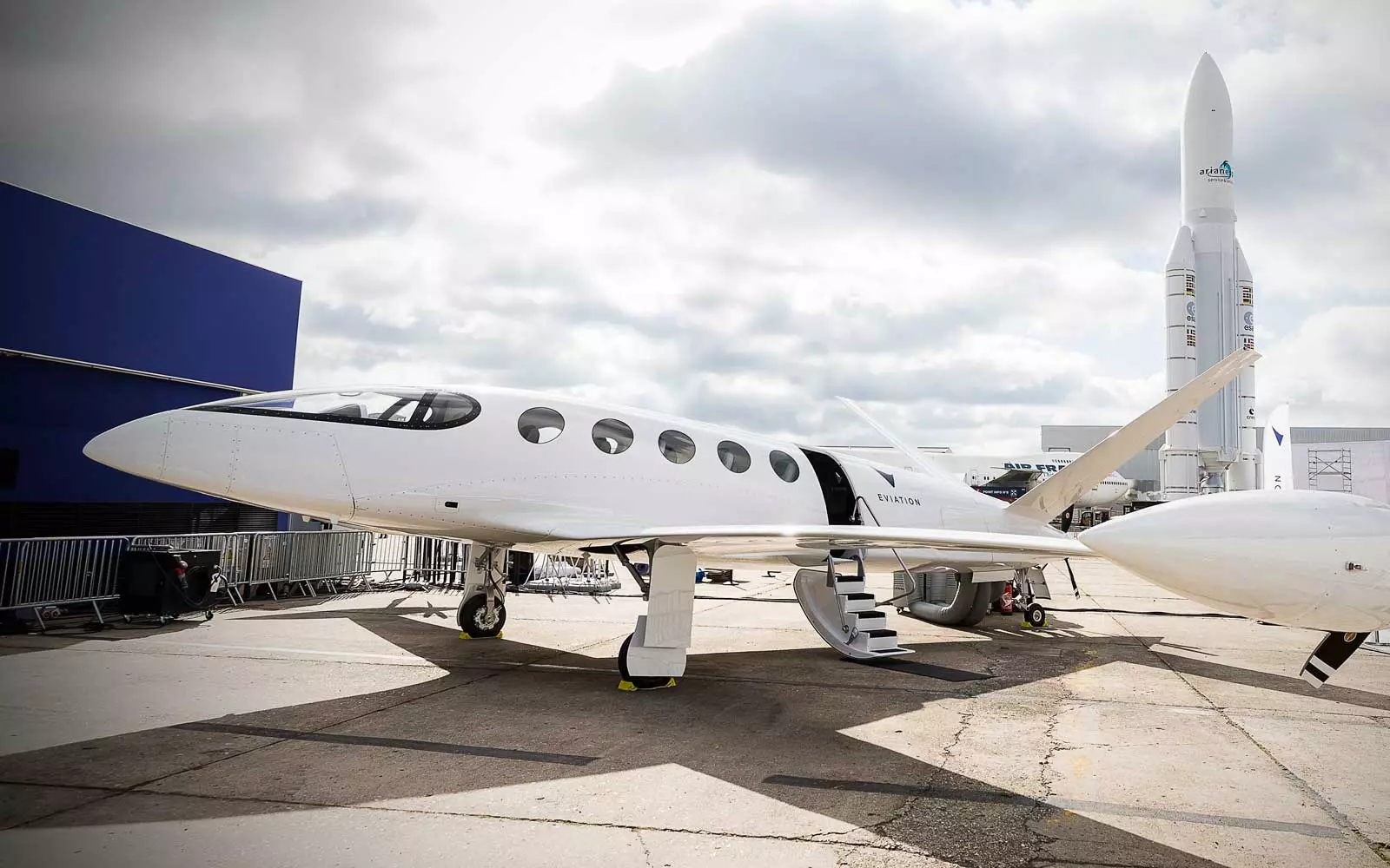 La elektra aviadilo de aviado