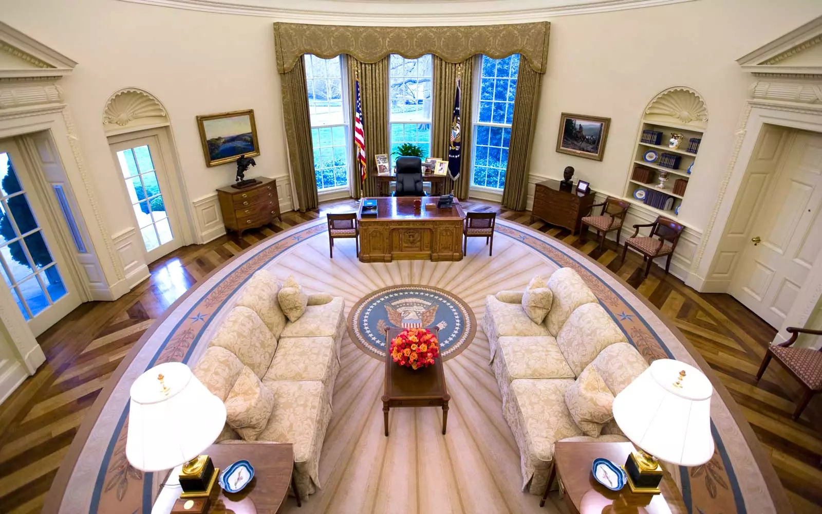 Oval Office interior sa White House