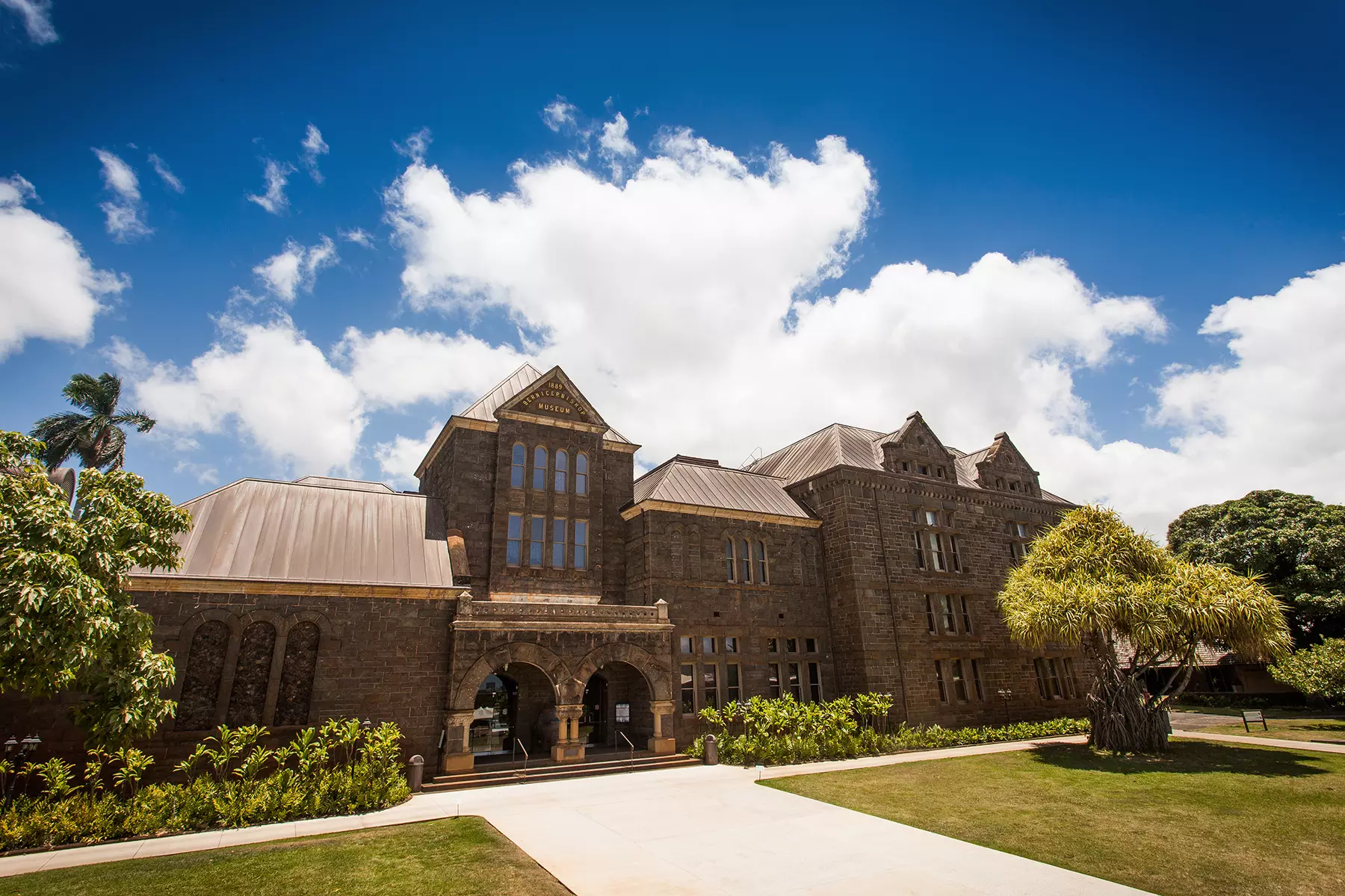 Front of Hawaiian Hall ku Bishop Museum