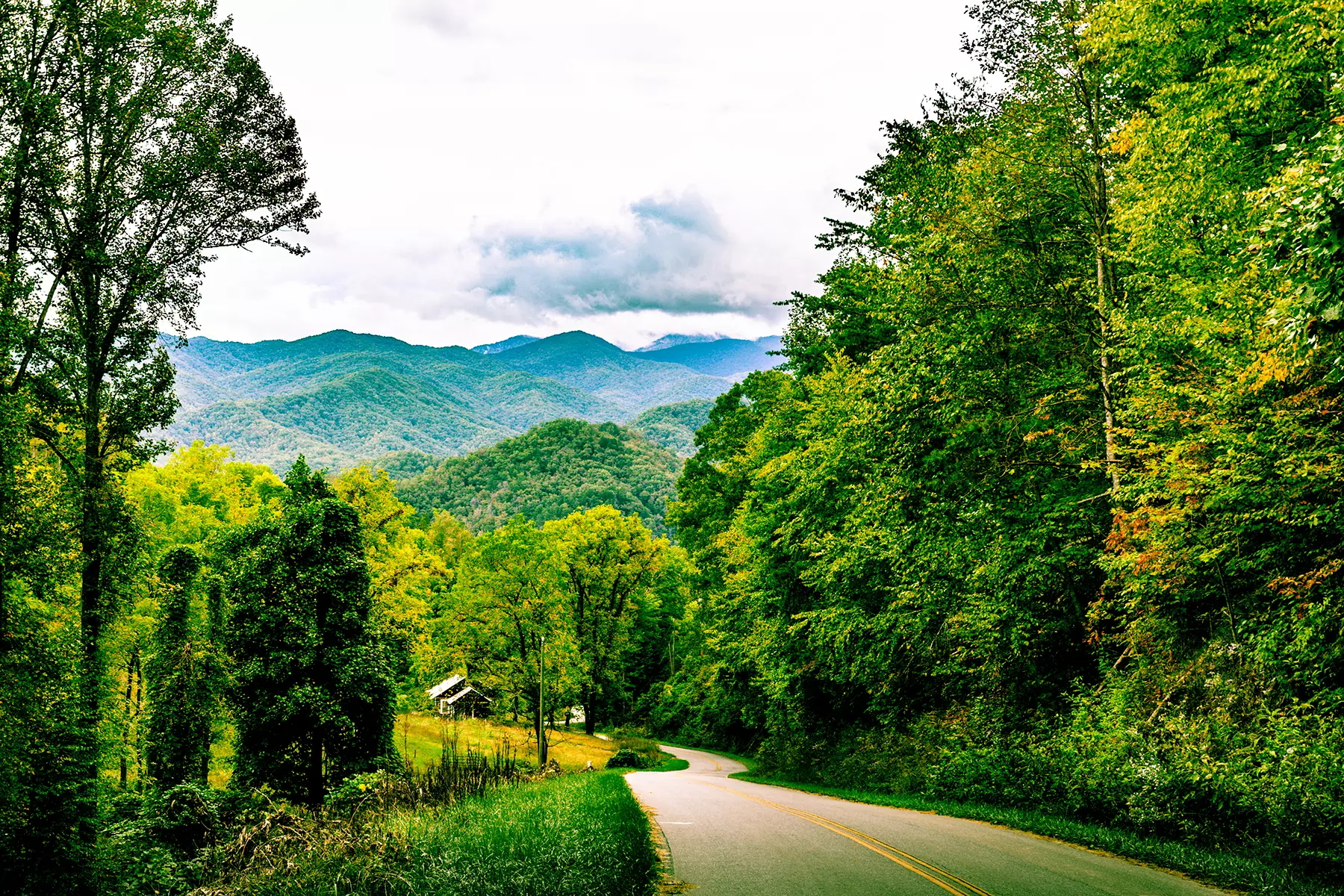 Country Road Appalakkien vuoristossa - Kesä - Smoky Mountains - Ulkona - Lähellä Bryson Cityä Pohjois-Carolinassa