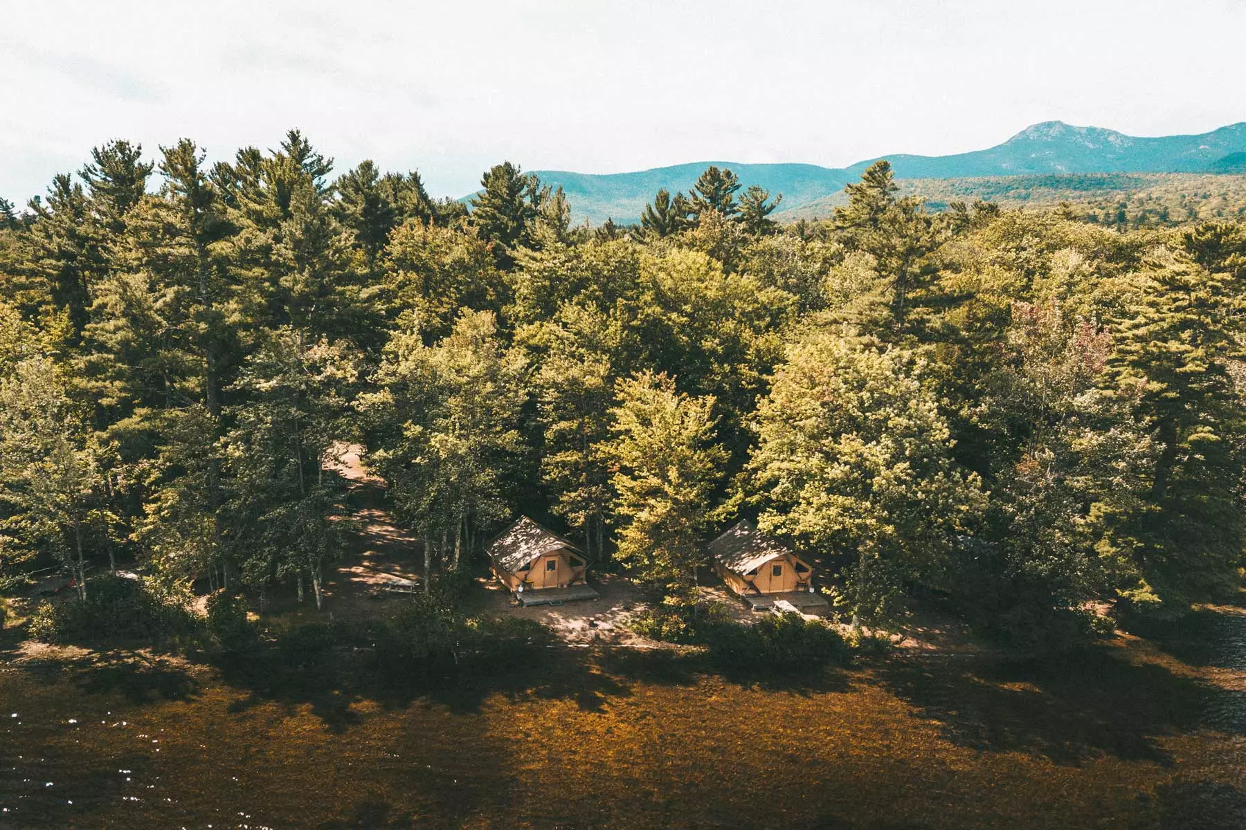 Dîtina hewayî ya Konên Huttopia Glamping