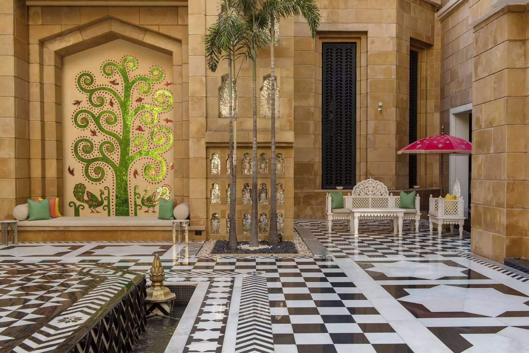 Leela Palace Udaipur სასტუმრო ინდოეთში