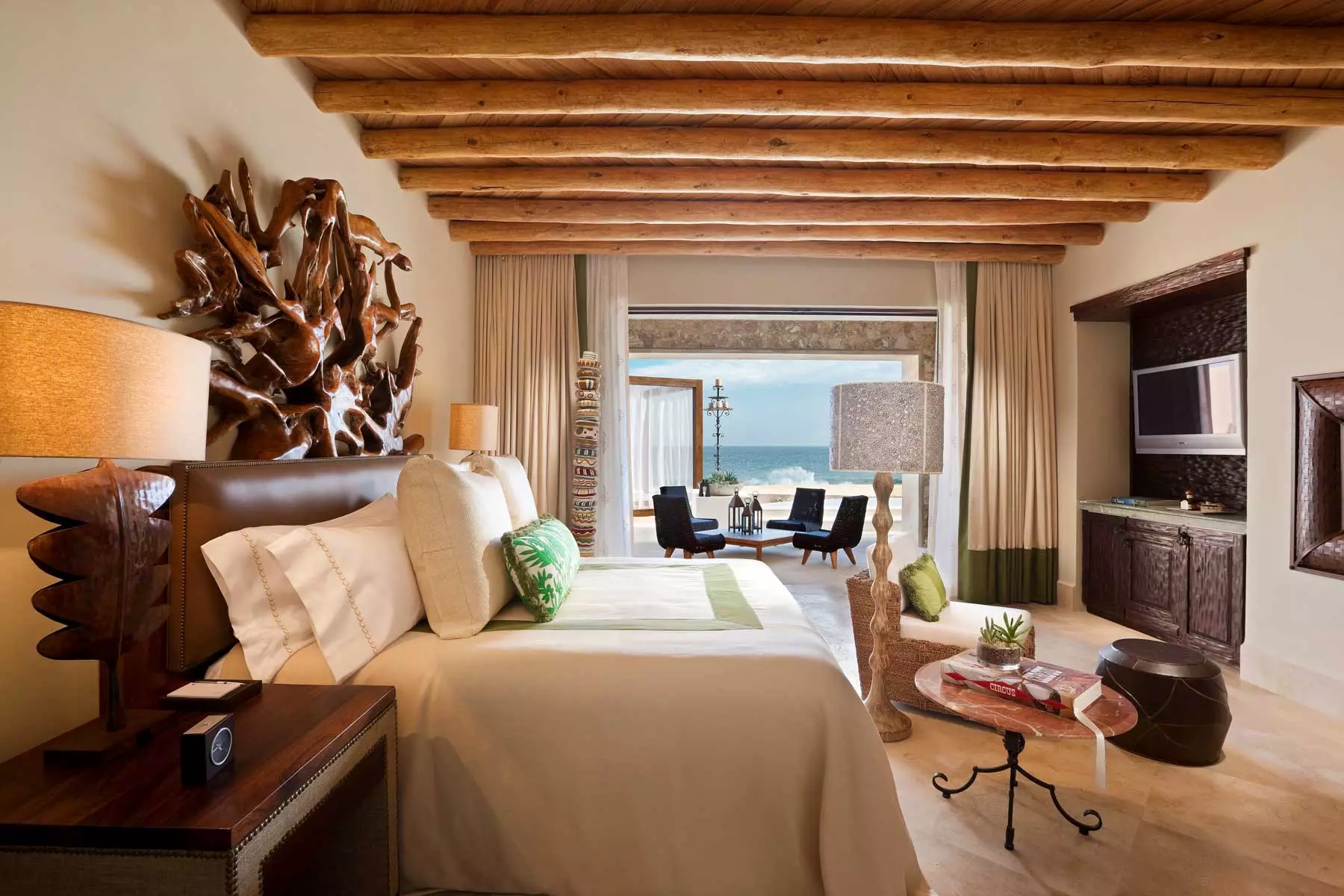 Dormitorio de la Suite Presidencial del hotel Waldorf Astoria Los Cabos en México