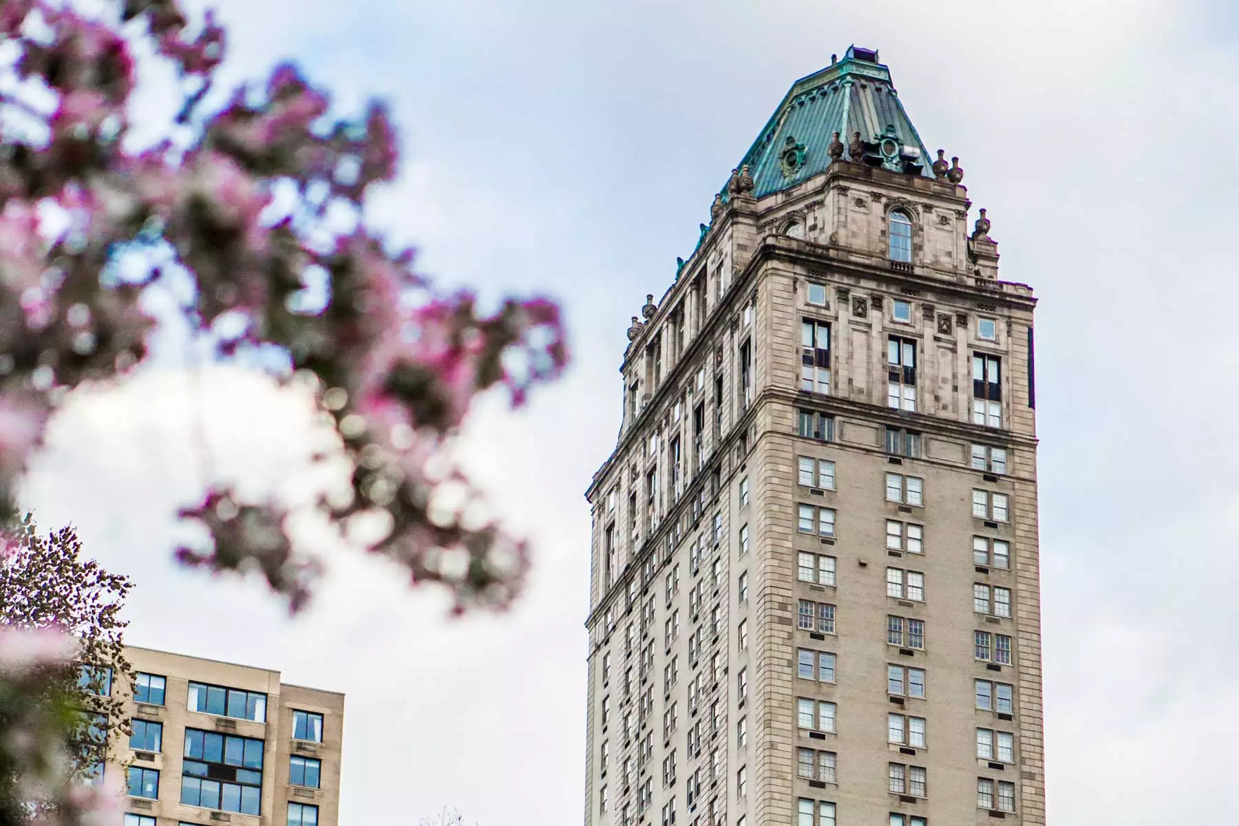 L'esterno dell'hotel The Pierre a New York City