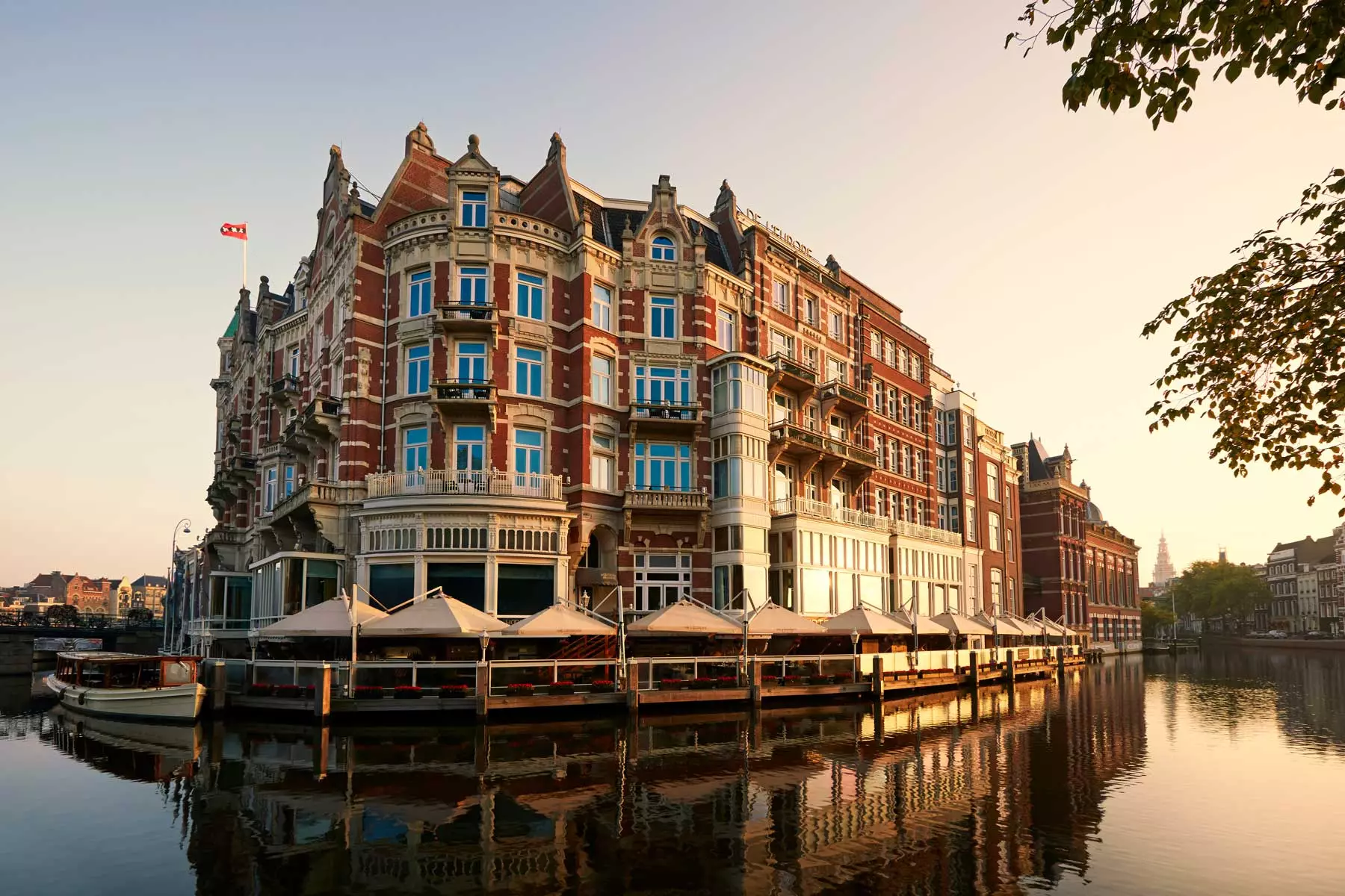 Exteriör av De l'Europe-hotellet i Amsterdam