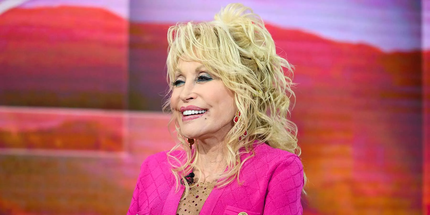 Zašto biste svoje blagdanske dekoracije trebali ostaviti do 19. siječnja - baš kao Dolly Parton