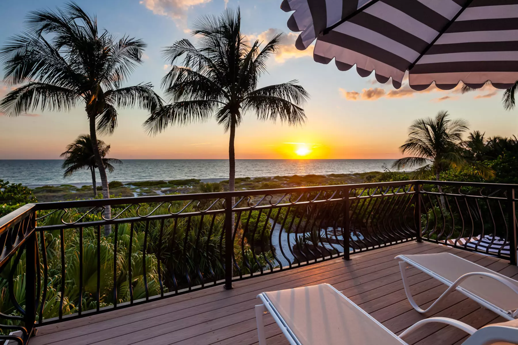 Blick von einem Balkon im Sea Palms Estate