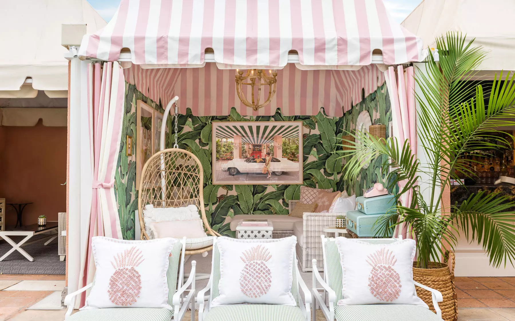 Gray Malin cabana, Beverly Hills Hotel