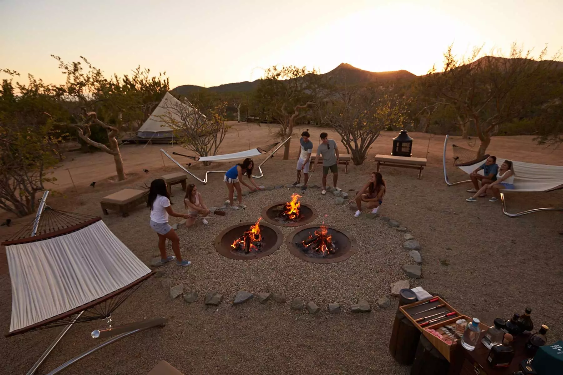 Lubang api di Montage Expeditions Arroyos Glamping di Los Cabos