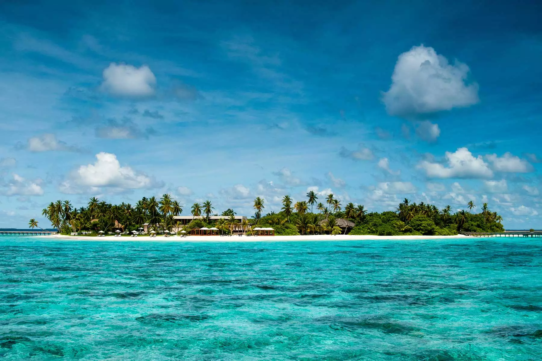 Hadahaa Island, Maldives, siosiomia e vai tioata lanumoana