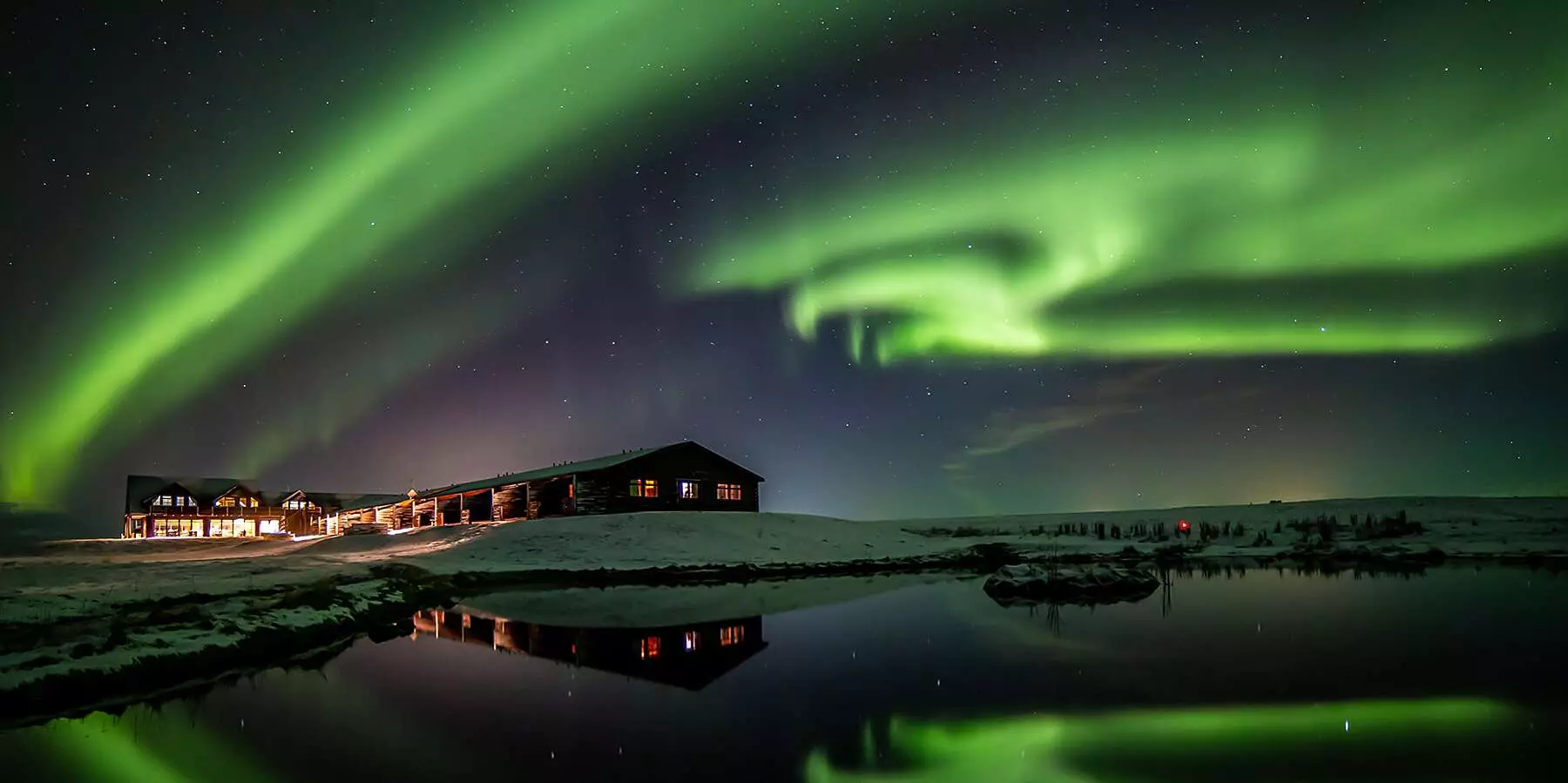 Hotel Rangá in Ysland bied een reisiger 'n maandlange verblyf aan as hulle die noordelike ligte kan fotografeer