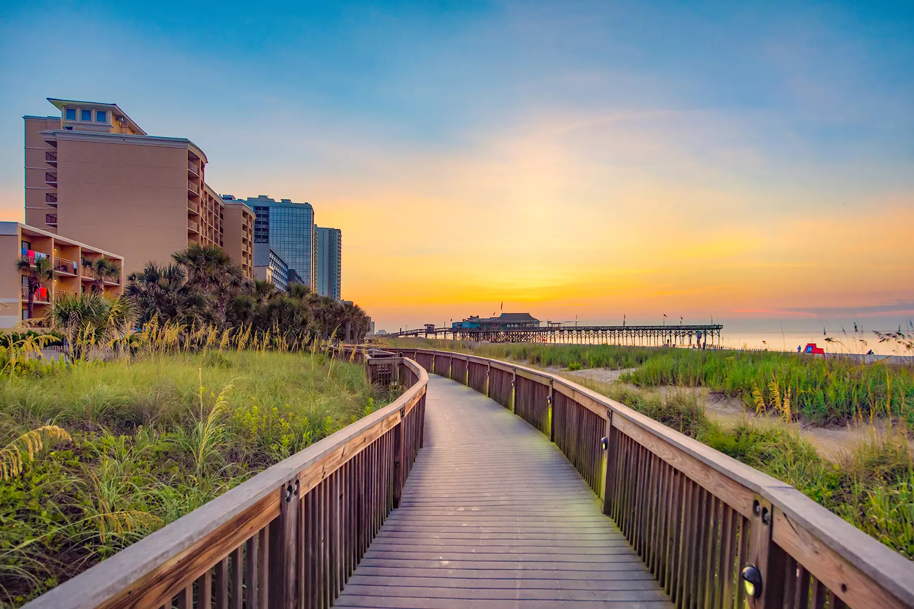 boardwalk ຢູ່ Myrtle Beach South Carolina SC ທີ່ Sunrise