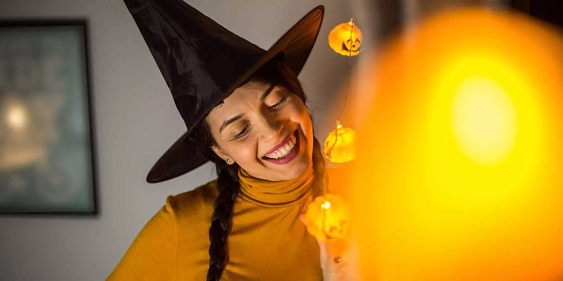 Ihe ngosi 55+ Halloween na okwu maka nbipute Instagram gị na-esote