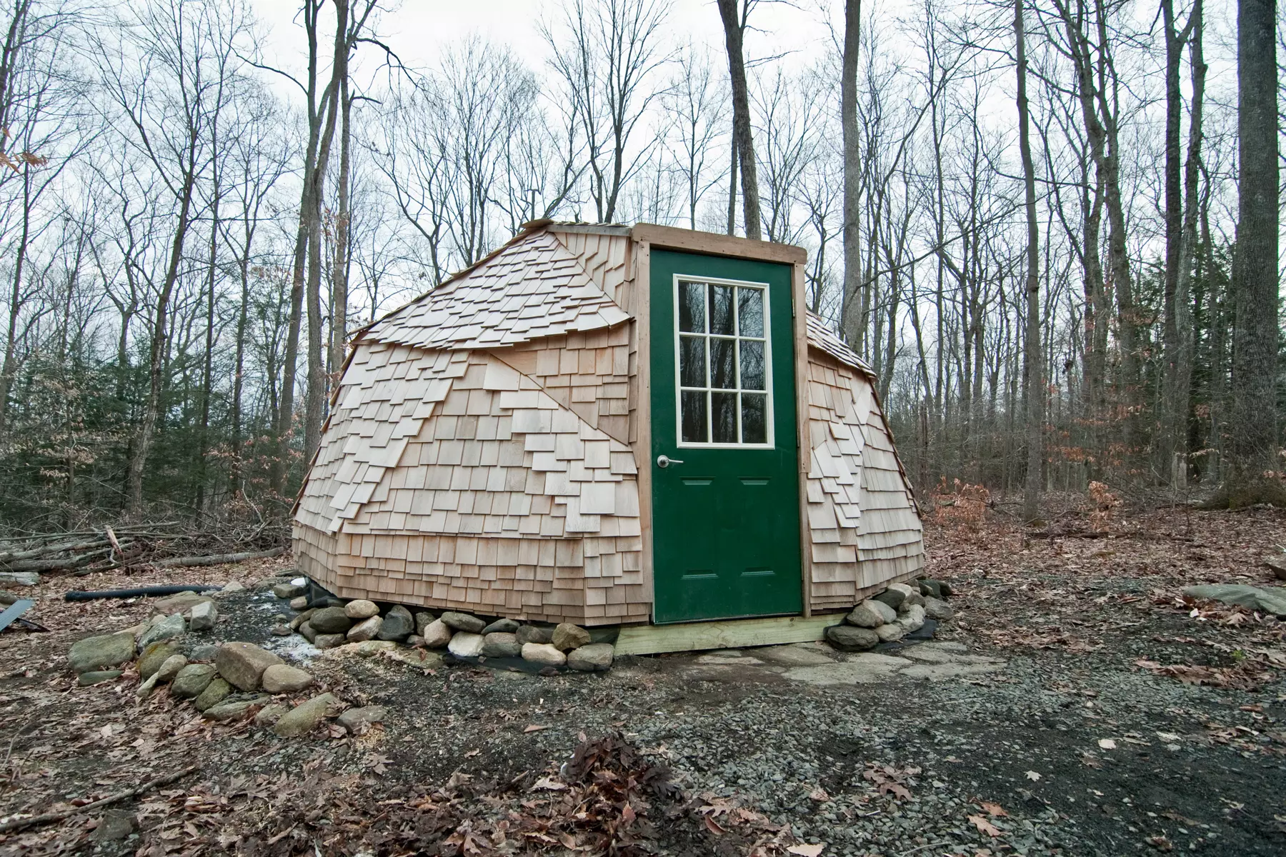 Geodesic Dome na ọhịa dị na Connecticut