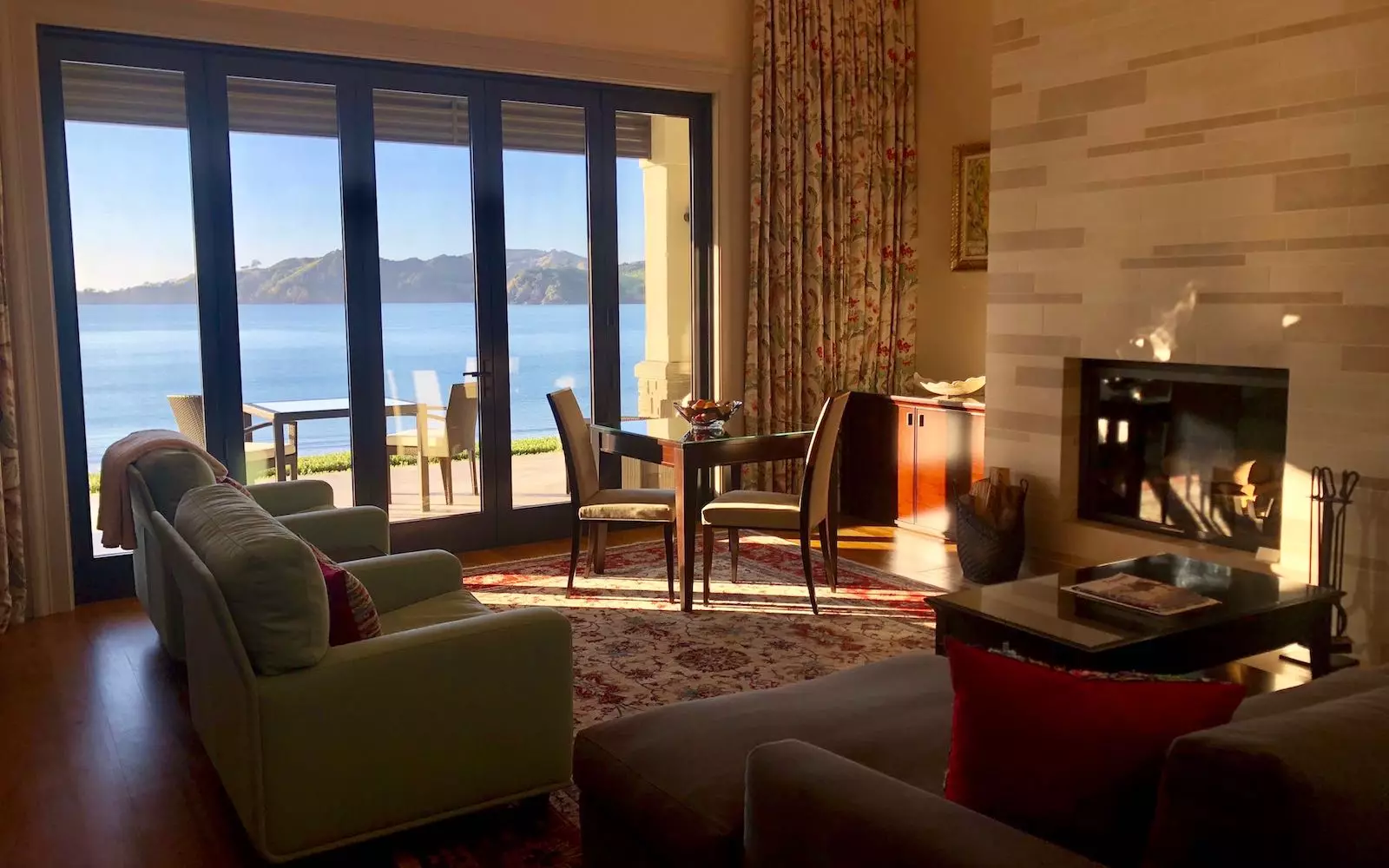 Helena Bay Lodge Suite