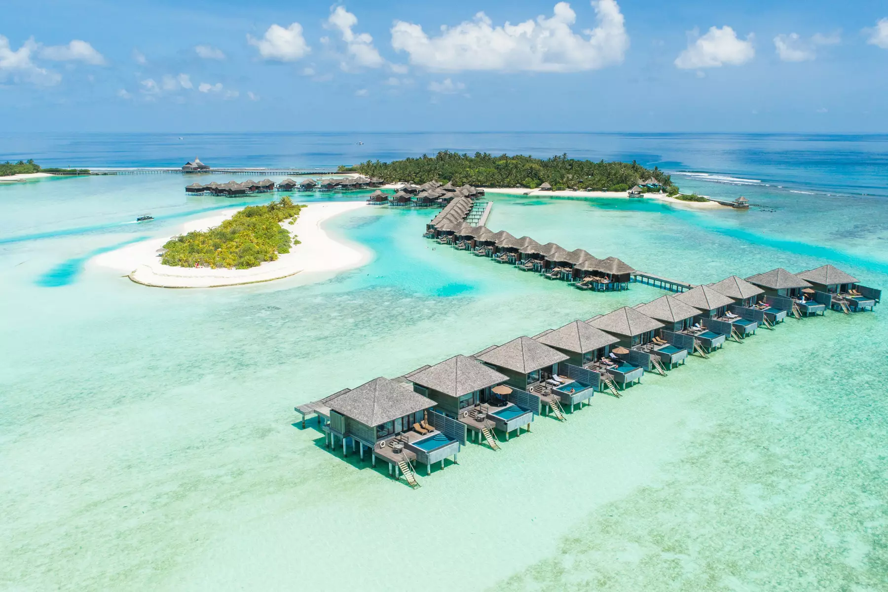 Vedere aeriană a stațiunii Anantara Veil Maldives