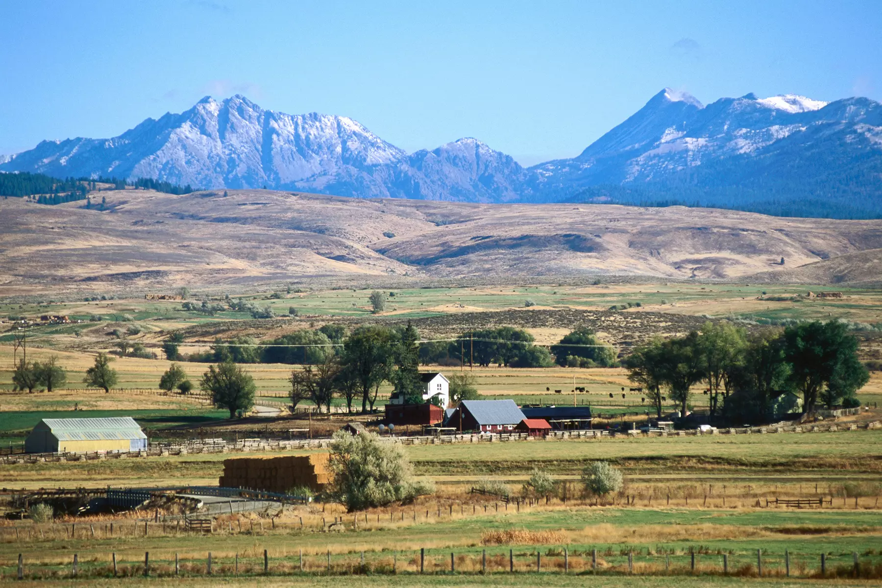 Farm ati Wallowa òke, Powder River Valley ni Joseph, Oregon