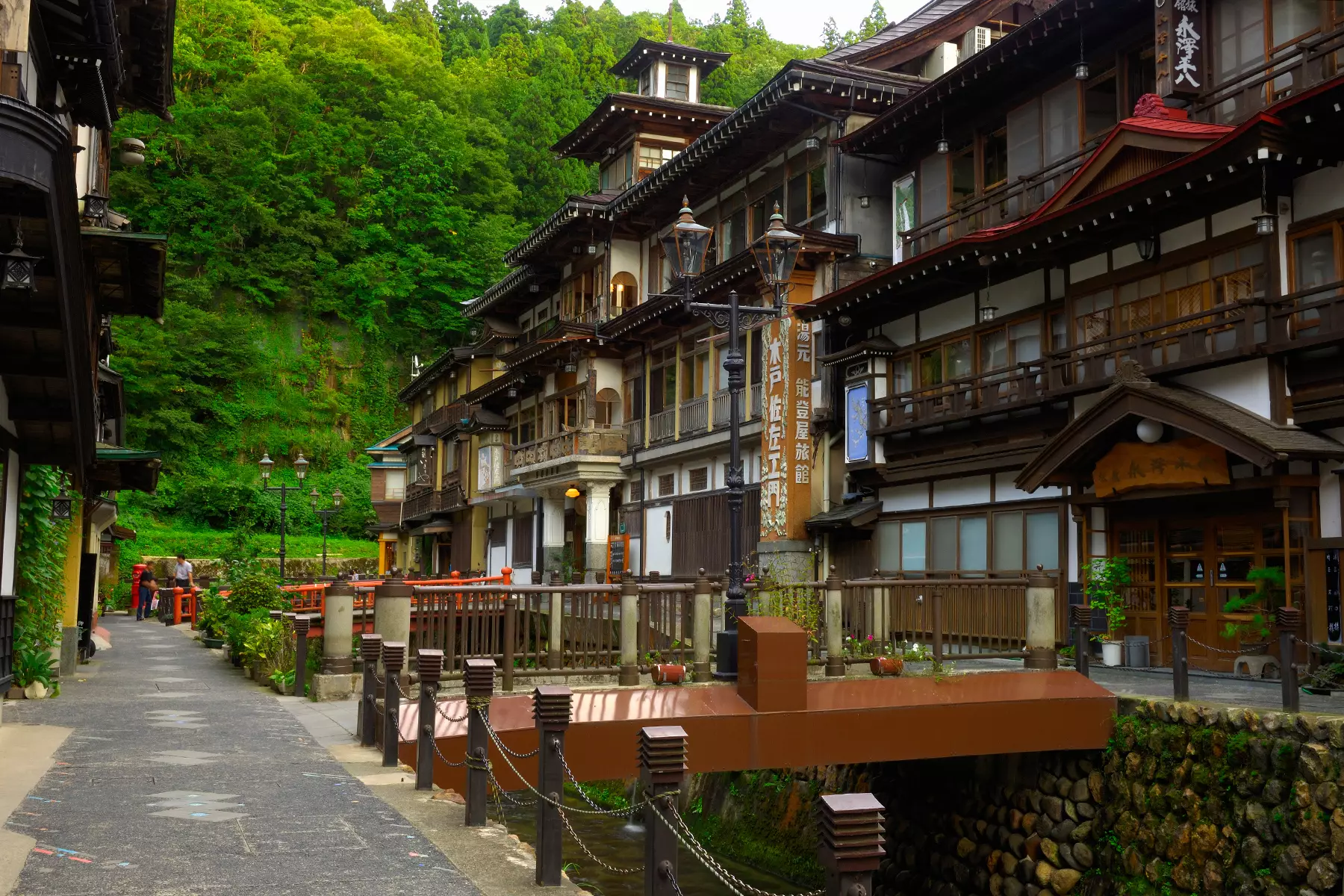 Ginzan onsen ໃນ Yamagata, Tohoku, ຍີ່ປຸ່ນ