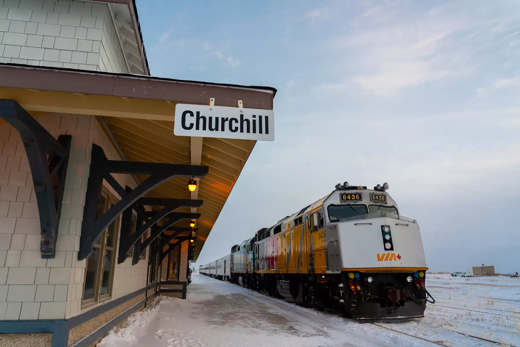 Churchill togstation