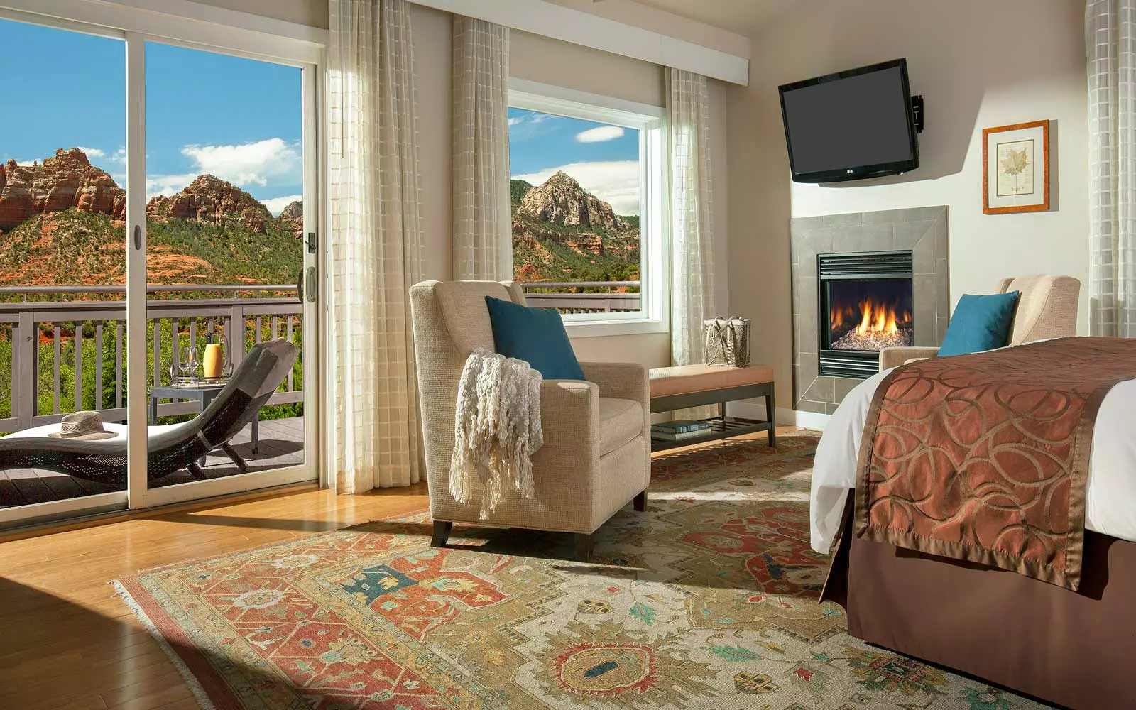 Аризонадагы L'Auberge de Sedona тәрәзә күренеше