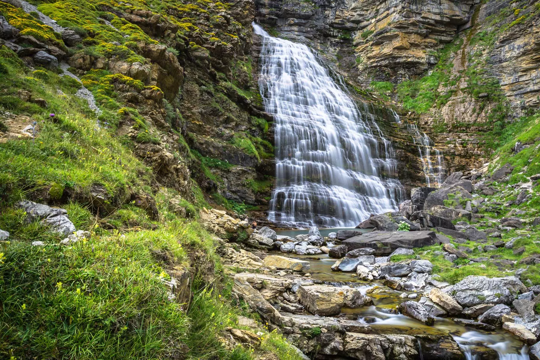 Wasserfall Cascada Cola de Caballo unter Monte Perdido bei Ordesa