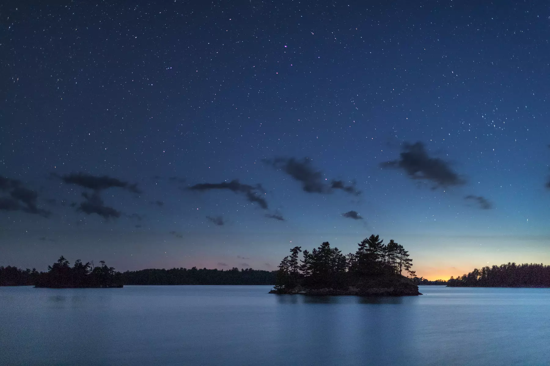 vista notturna nel Parco Nazionale dei Voyageurs