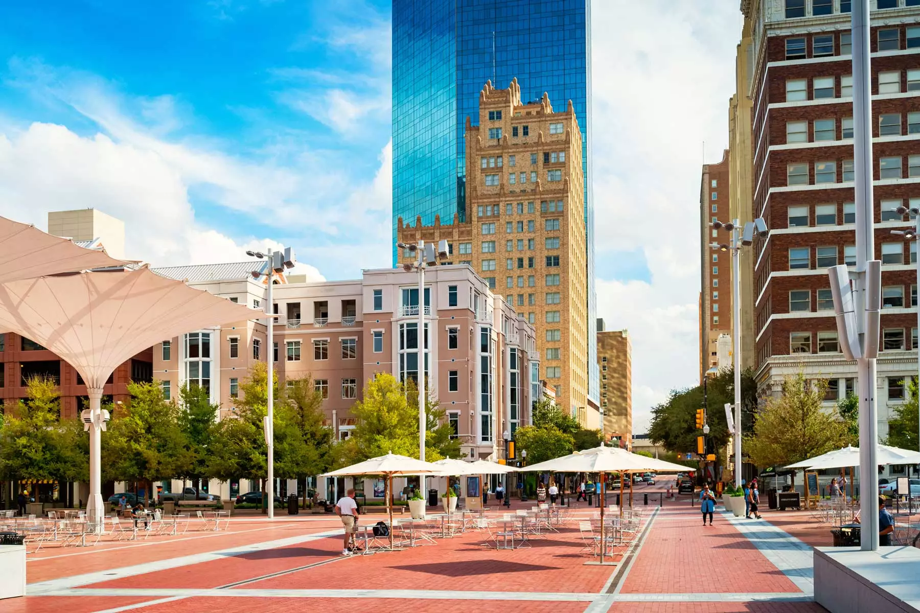 Sundance Square Plaza am Zentrum vu Fort Worth, Texas