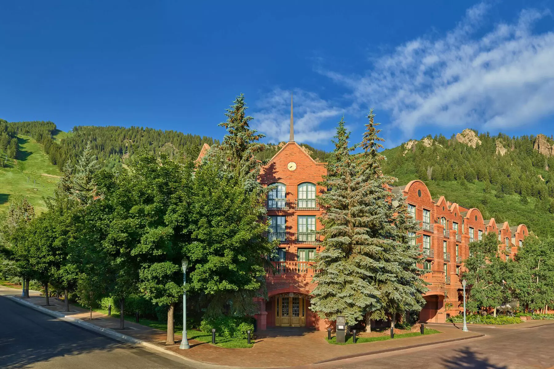 Εξωτερικό του The St. Regis Aspen Resort