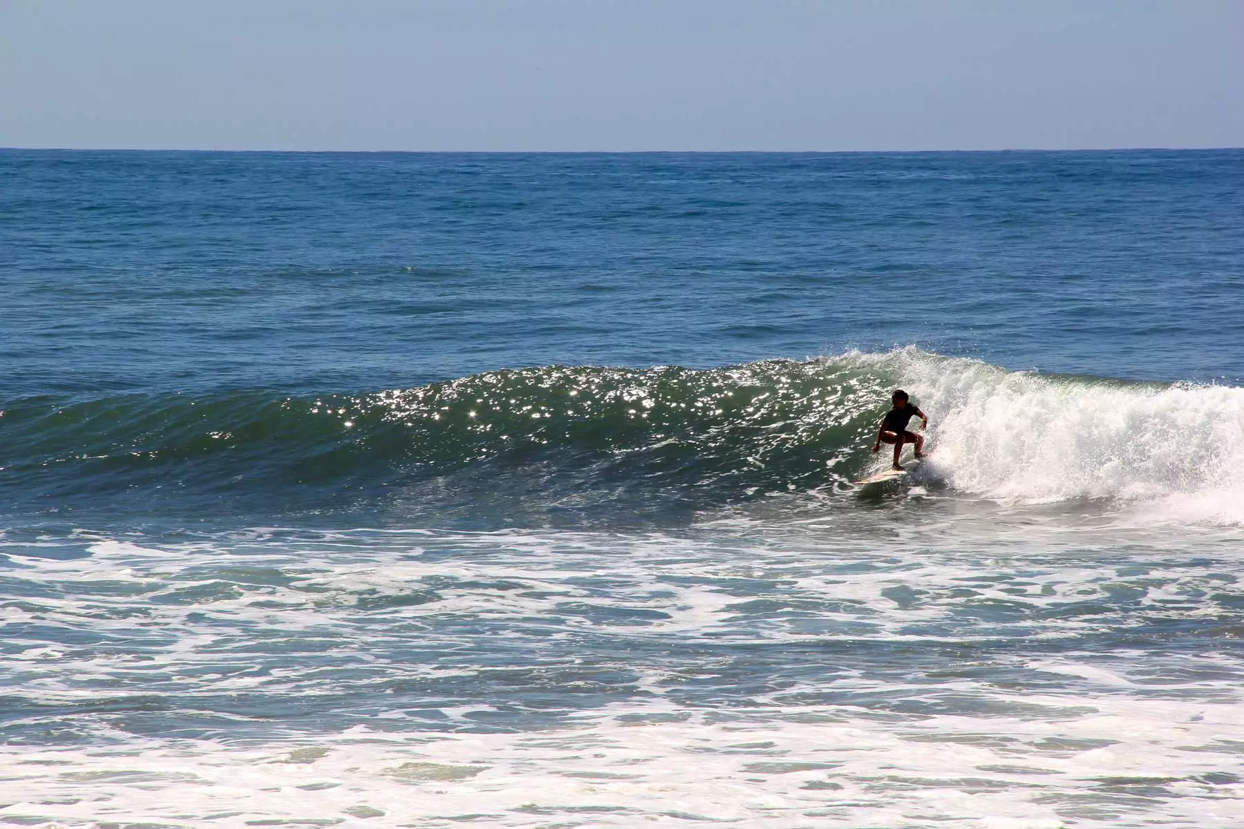 El Salvador, tujuan surfing