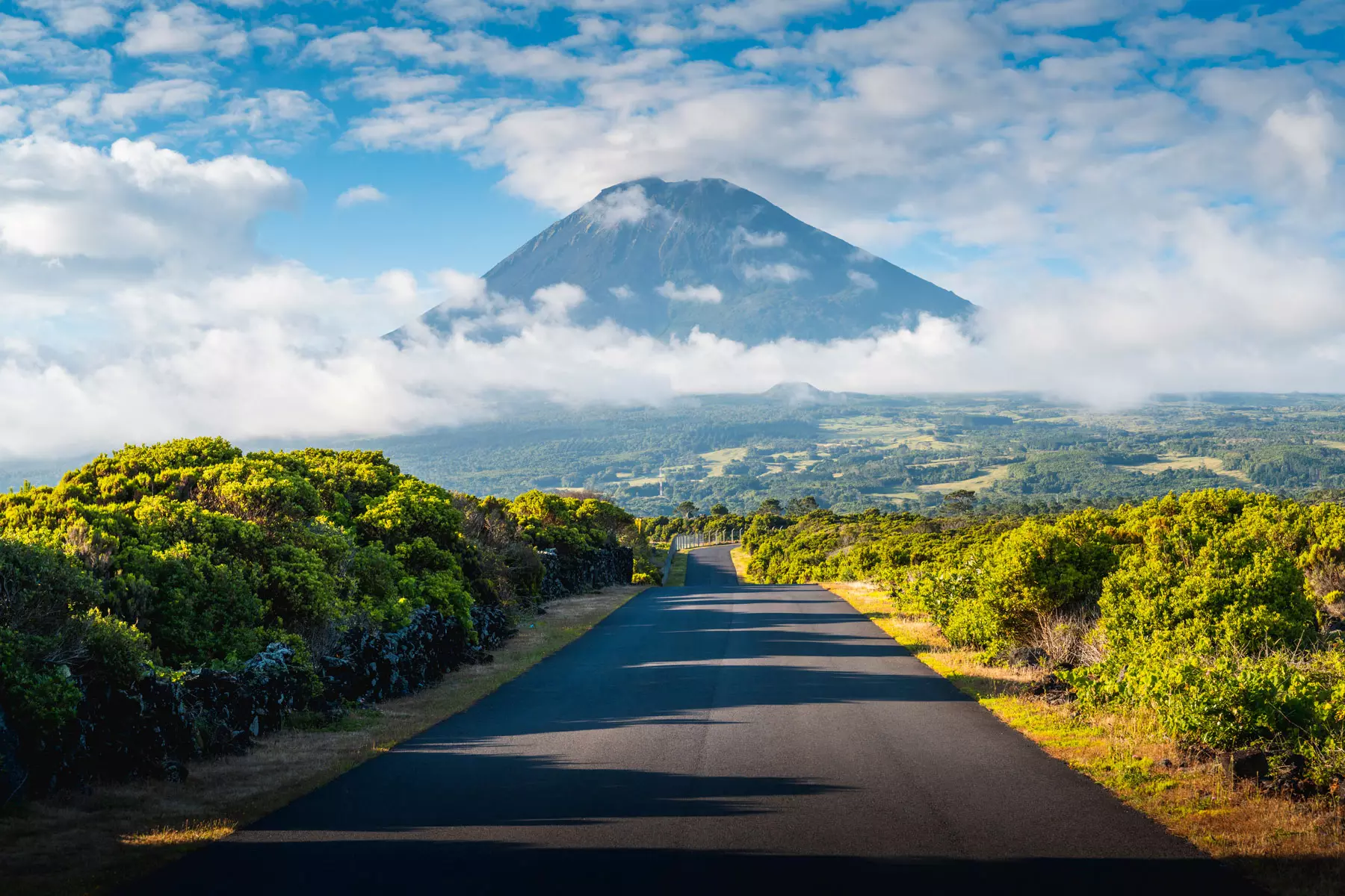 Lalana mankany amin'ny Tendrombohitra Pico, Azores