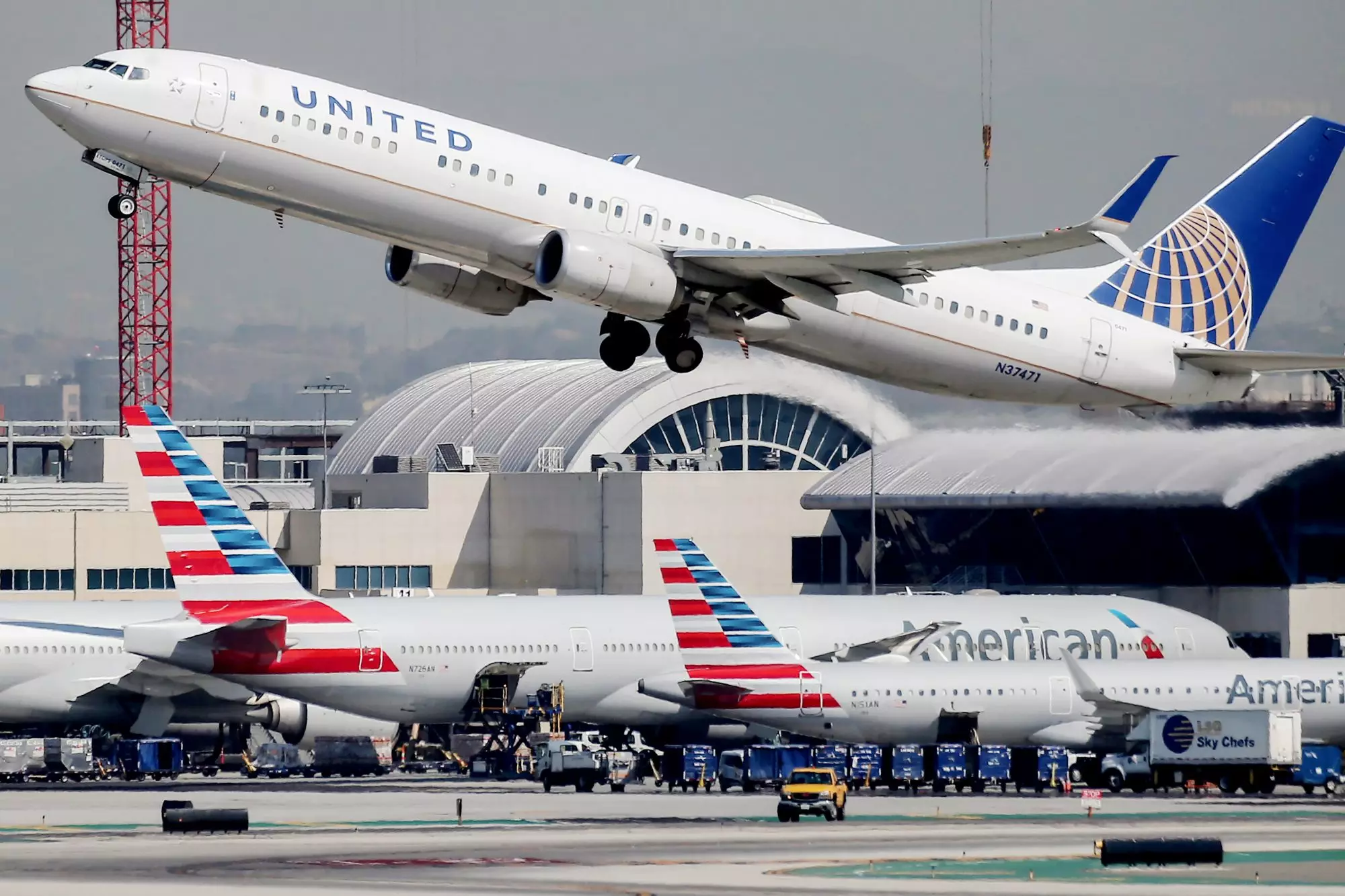 ユナイテッドとアメリカの飛行機