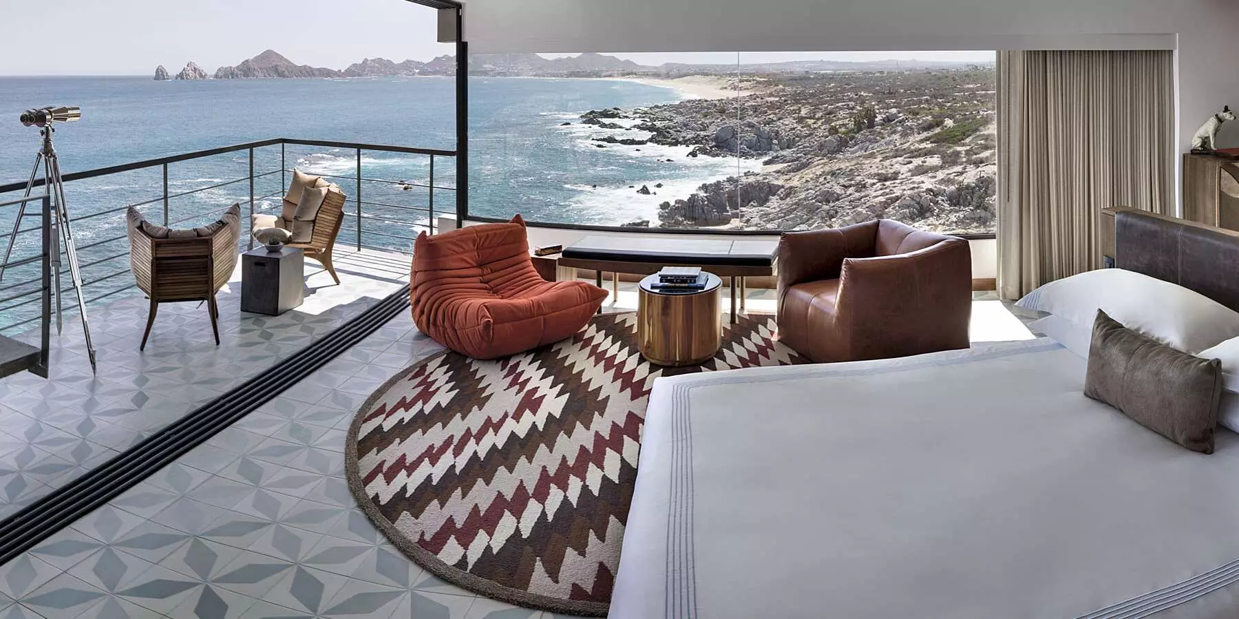 Ammira l'iconico El Arco dal tuo balcone in questo hotel di Los Cabos riaperto