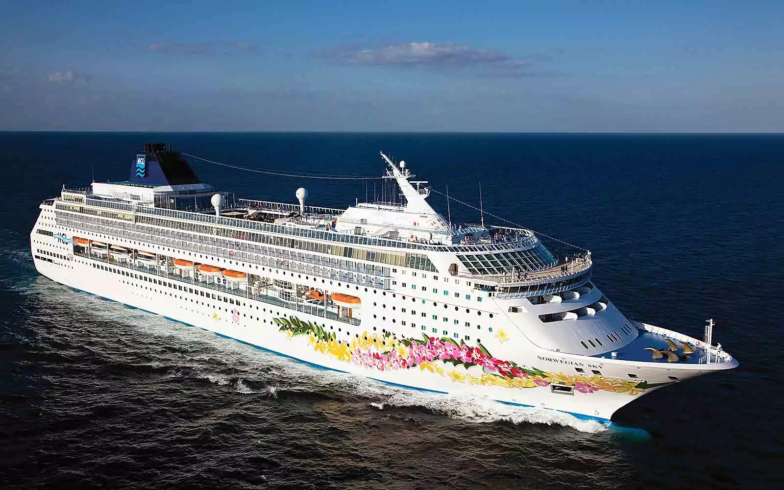 Norwegian Cruises rau Cuba