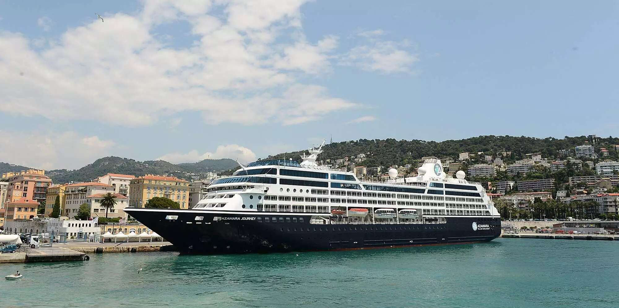 Unganceda le Boutique Cruise Line Igama Lenqanawa yayo entsha