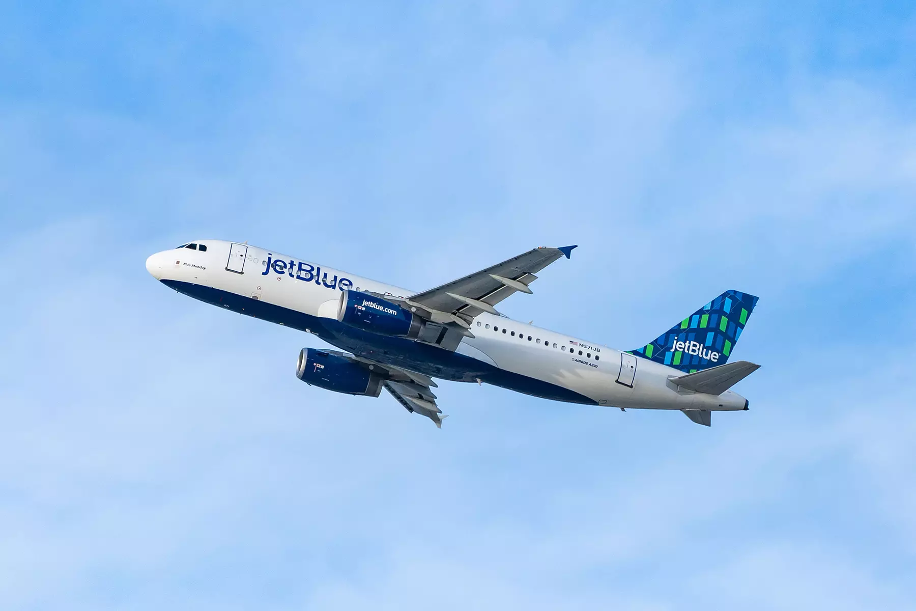 JetBlue Airways Airbus A320-232 लस एन्जलस अन्तर्राष्ट्रिय विमानस्थलबाट उड्यो