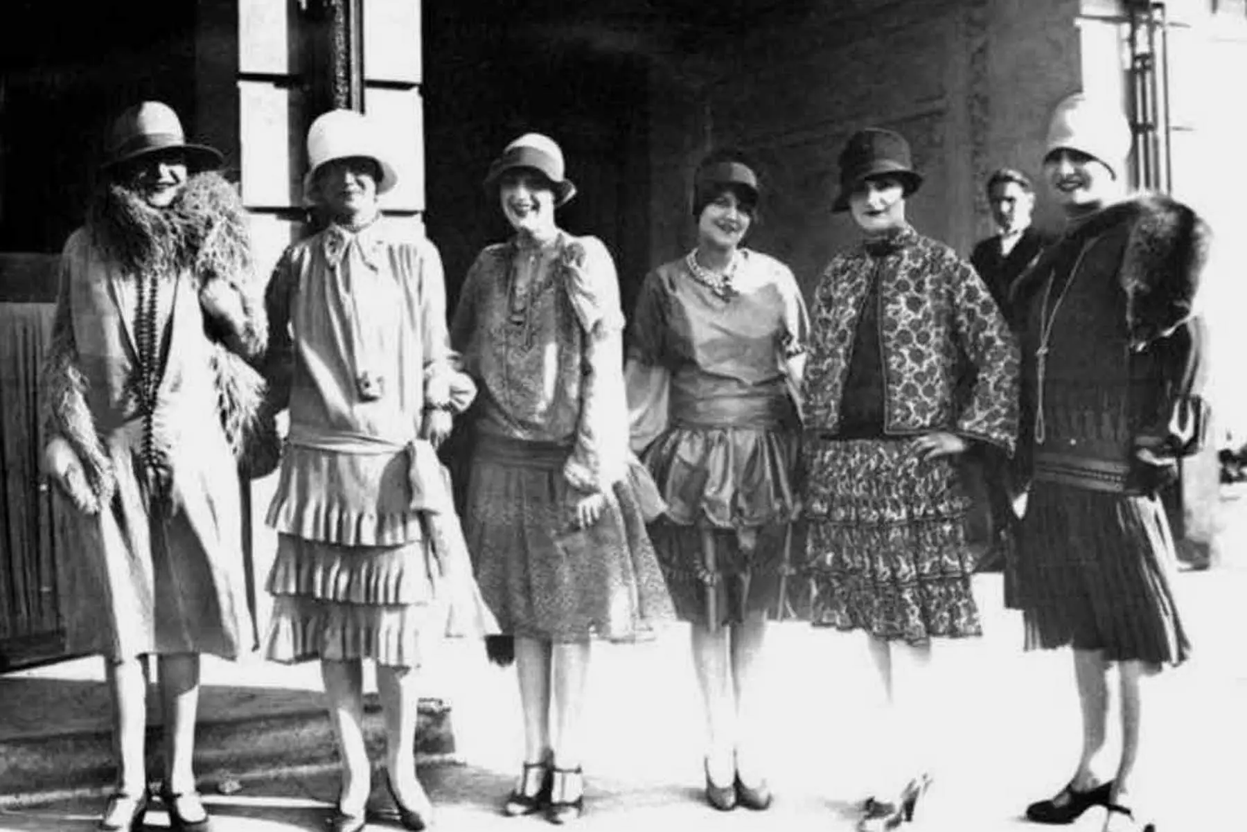 Ospiti di sesso femminile dell'Hotel Figueroa negli anni '20 o '30