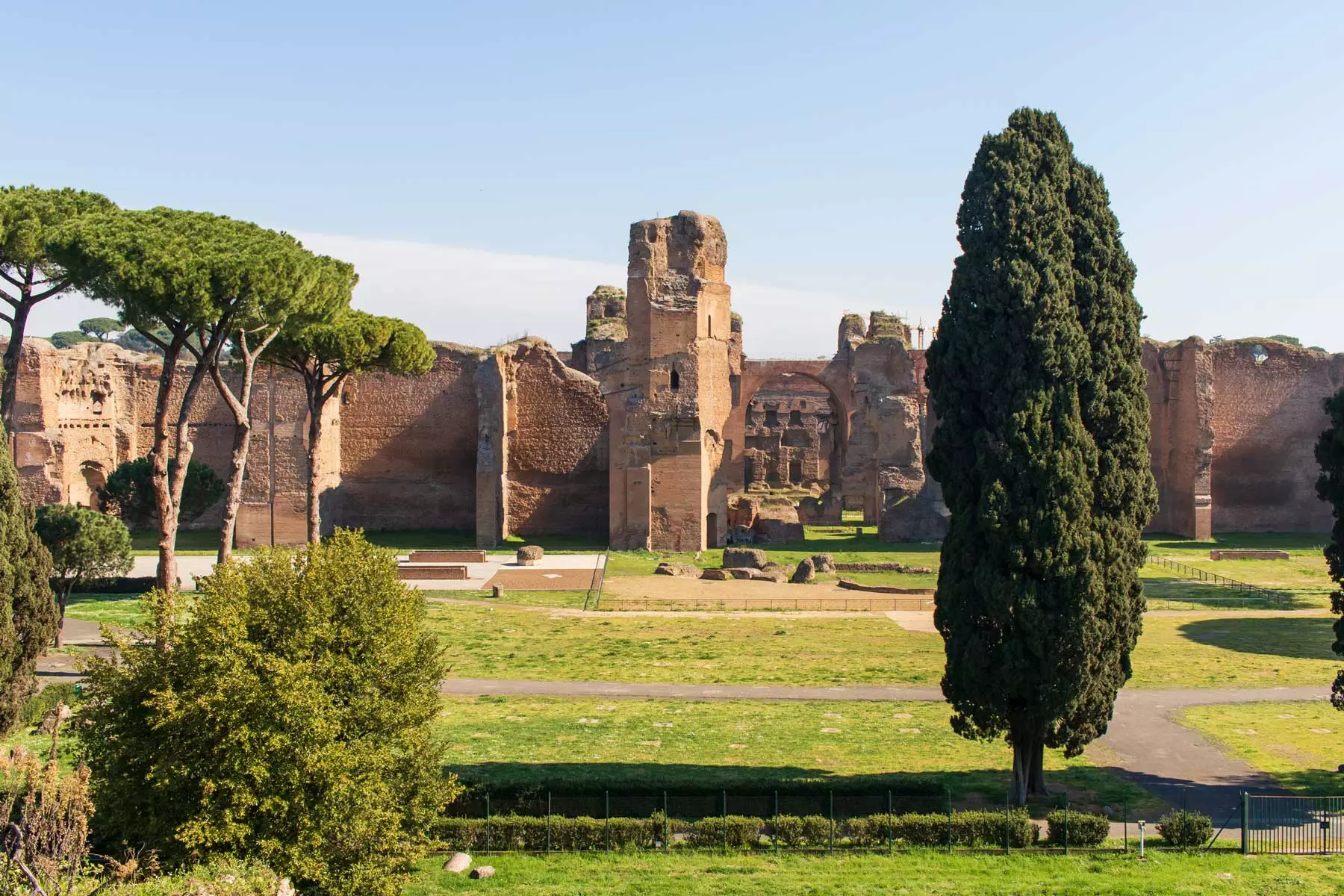 Baths of Caracalla yn Rome