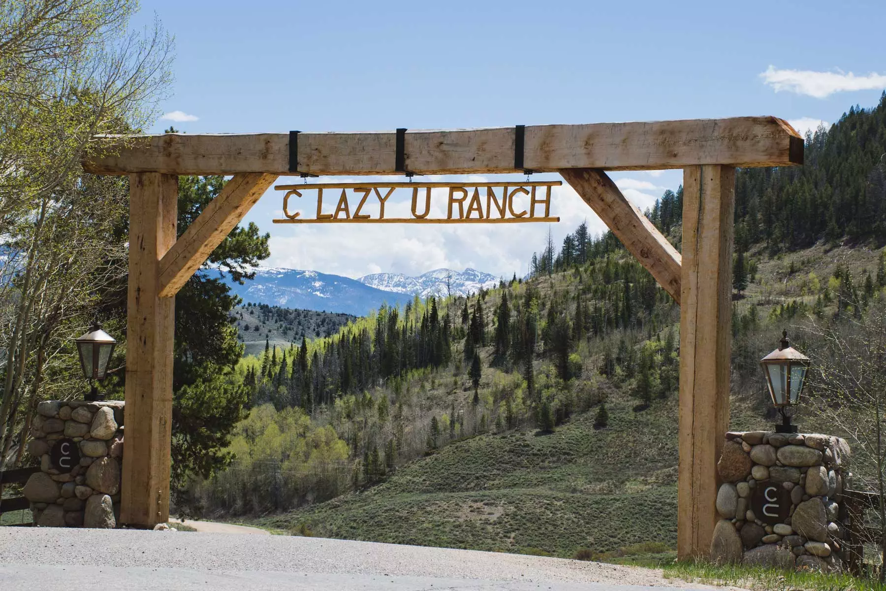 Soraty ao amin'ny C Lazy U Ranch any Colorado