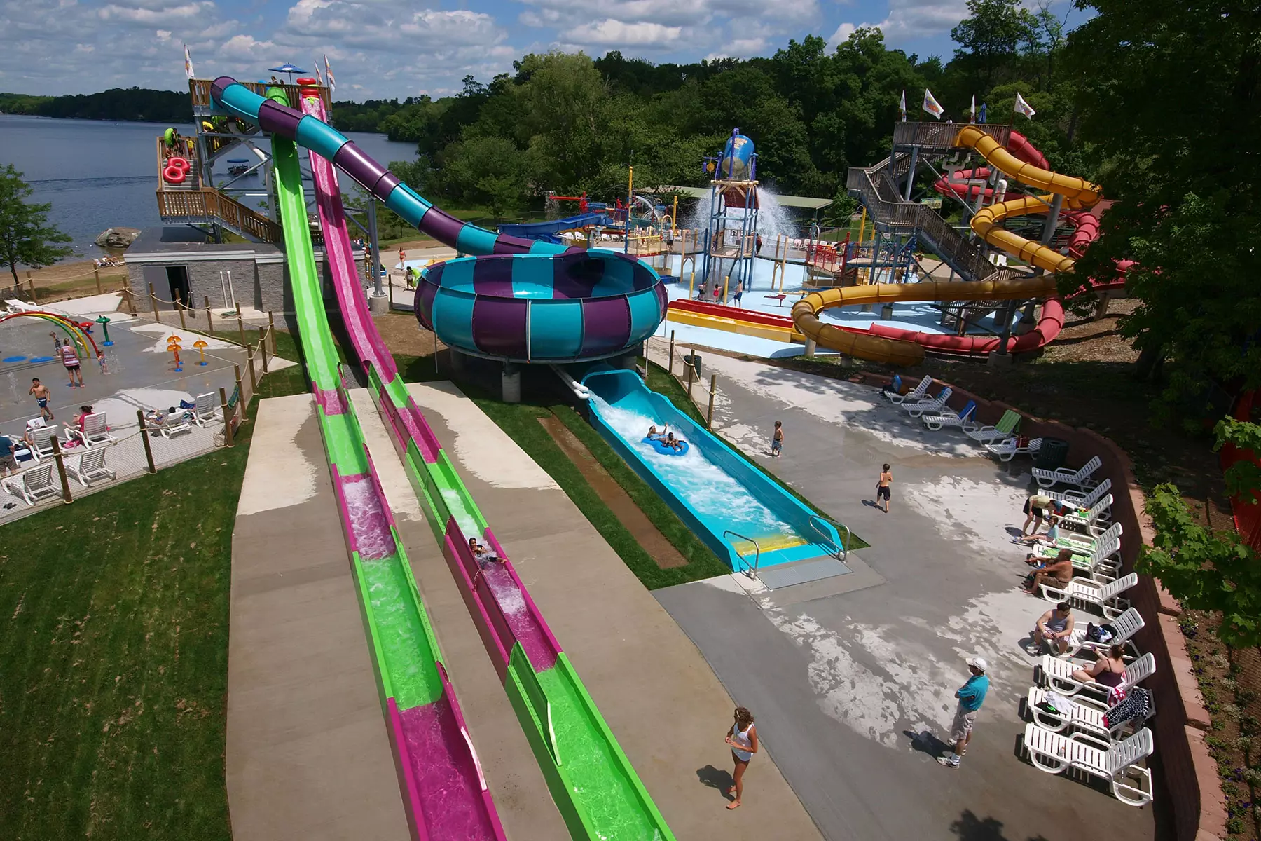 „Splash Away Bay“ pramogų ir vandens parke „Quassy“.