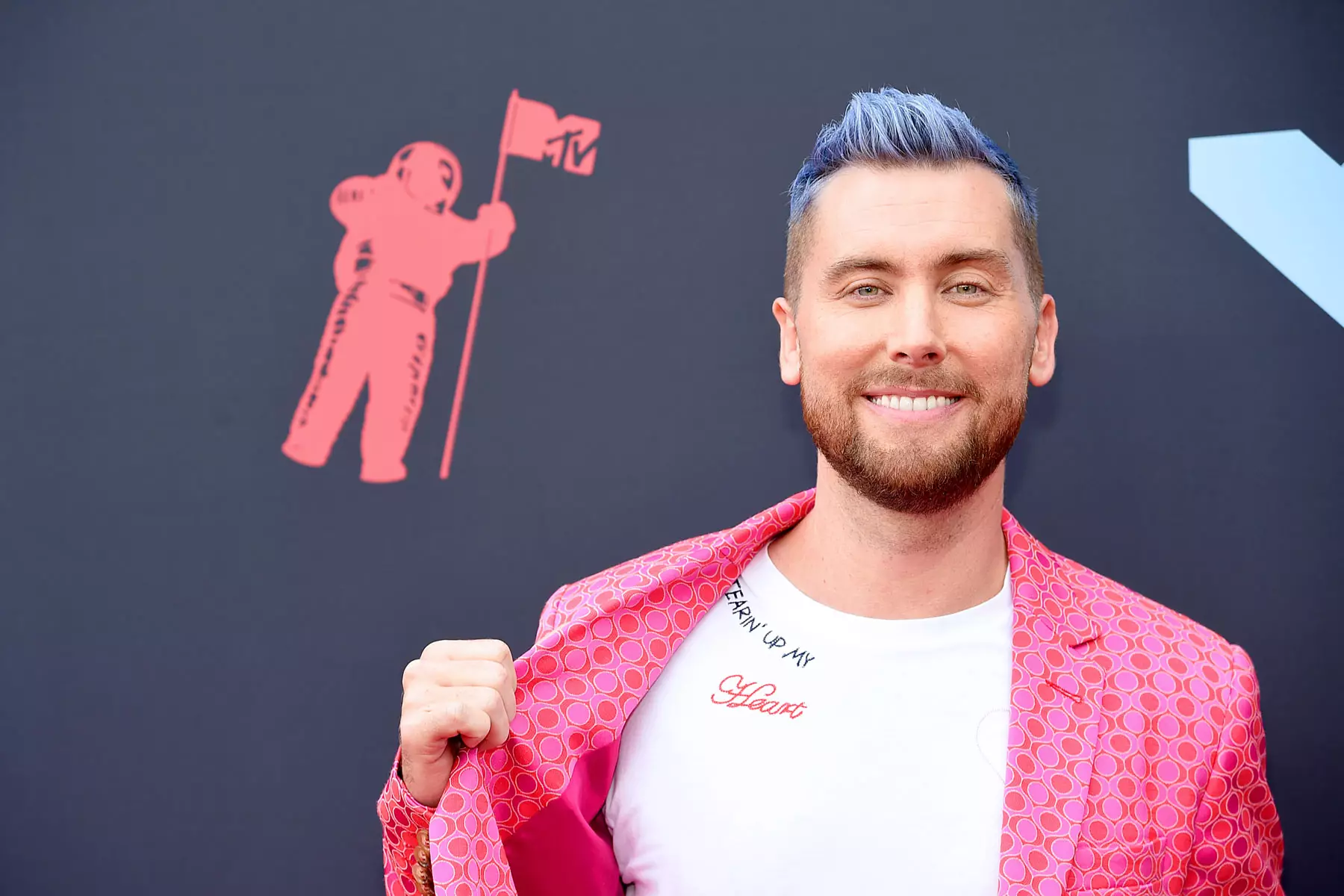 Lance Bass 2019 MTV Video Musiqi Mükafatlarında iştirak edir