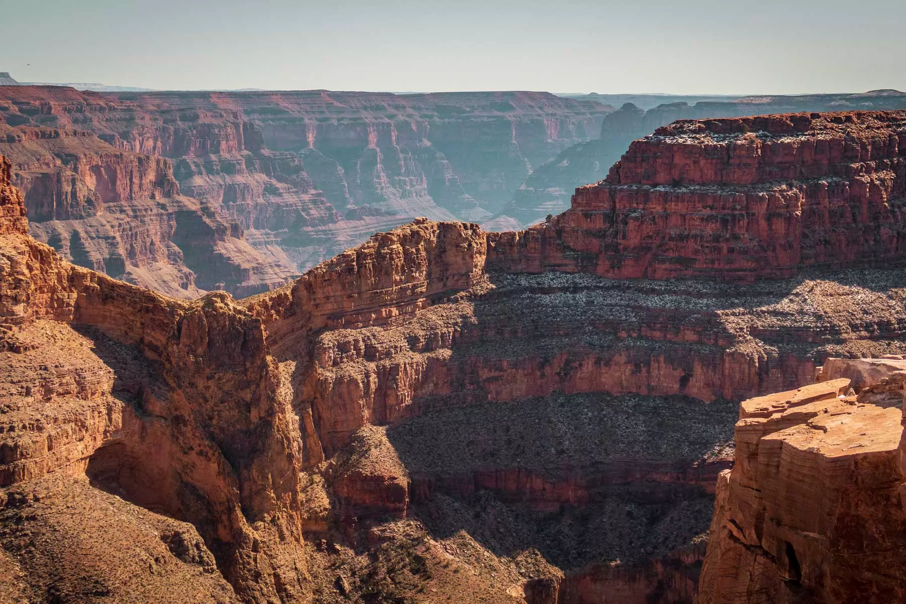 Fijerena avy amin'ny rivotra ny fananganana rock, North Rim, Arizona, Etazonia