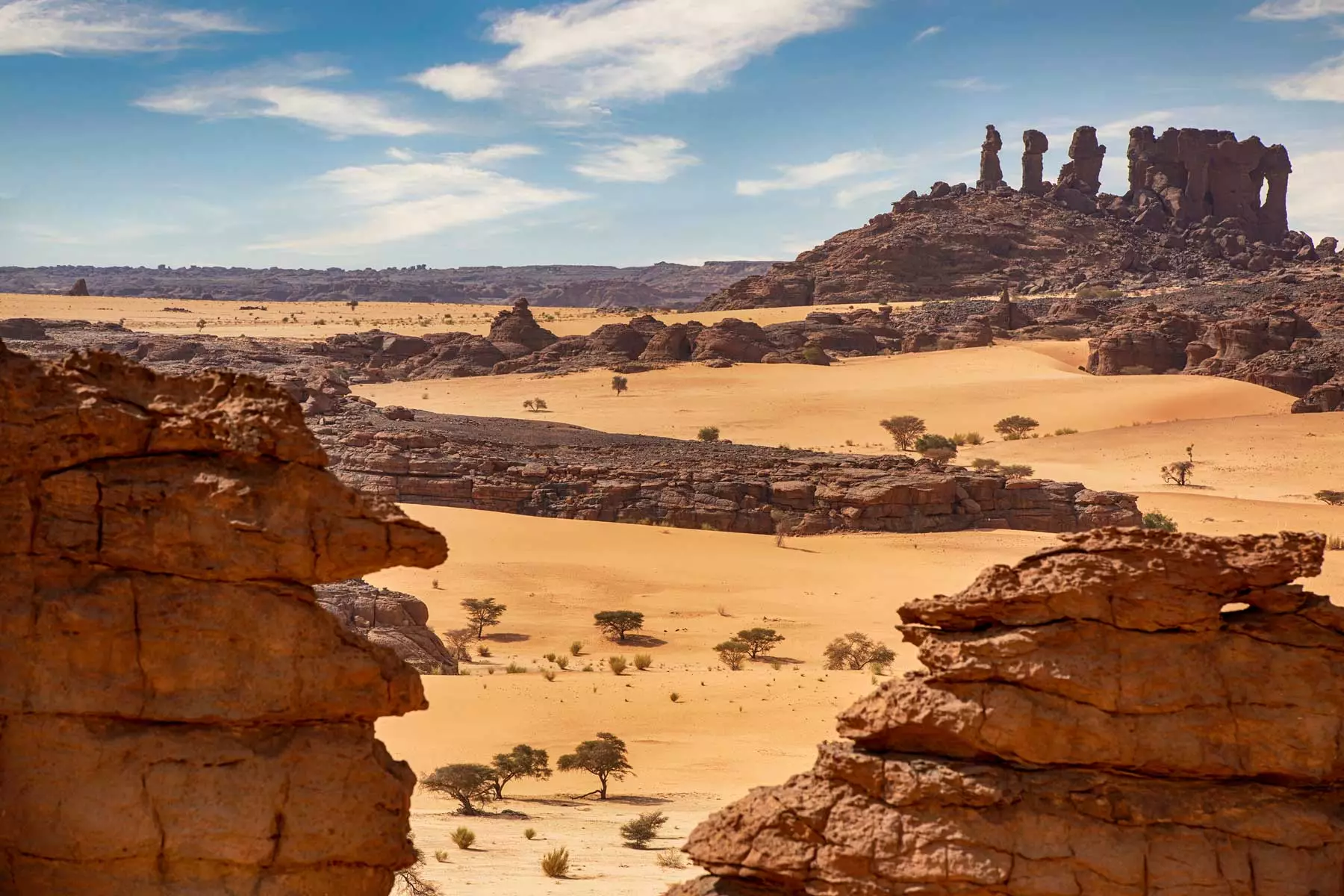 มุมมองทางอากาศของเทือกเขา Ennedi, Sahara, Chad