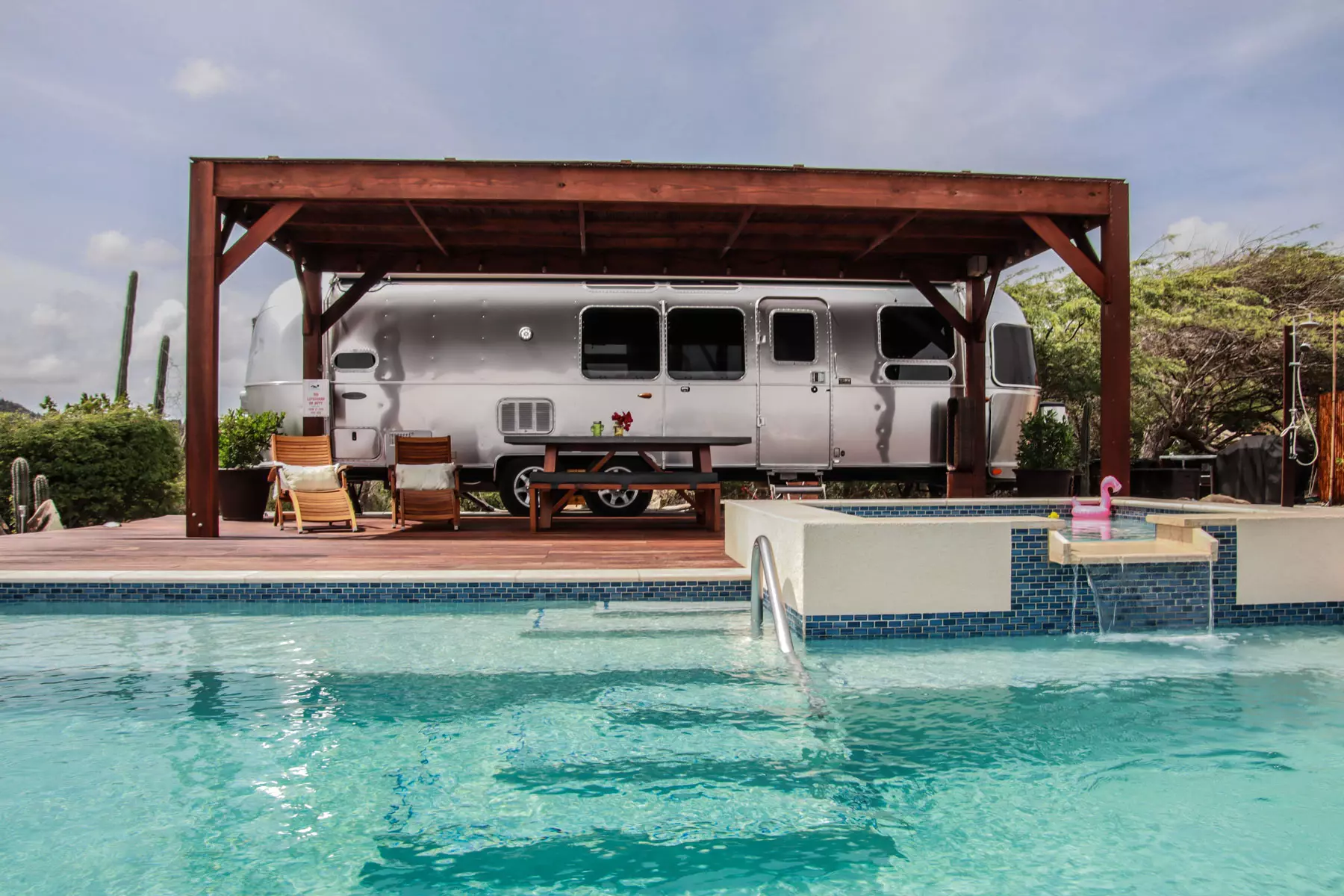 Eksklusibo nga Airstream nga adunay Private Pool ug Ocean View Airbnb