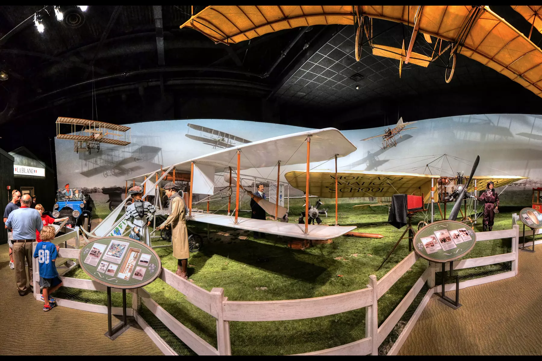 Innenraum des Cradle of Aviation Museum