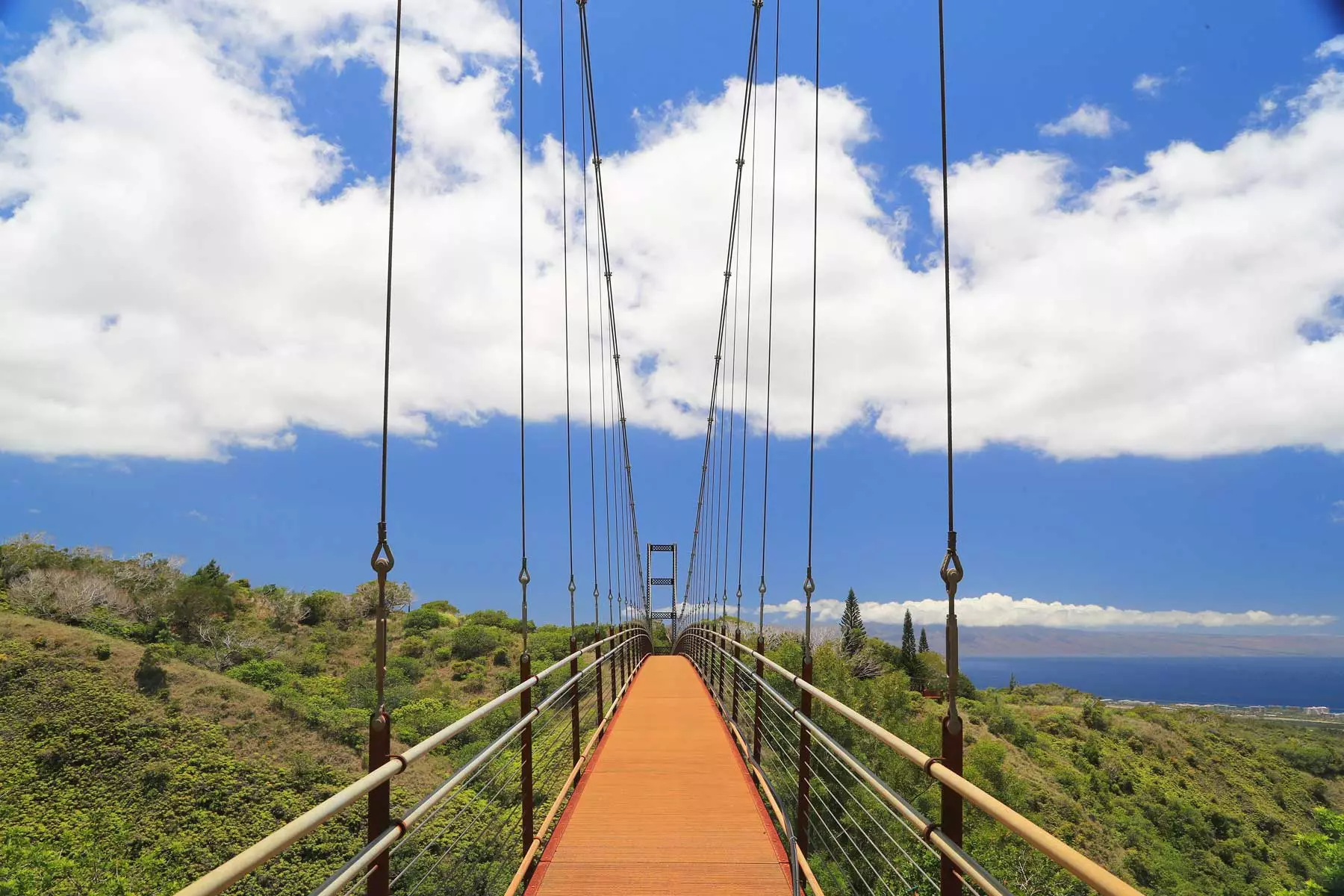 Cầu treo dài nhất ở Hawaii